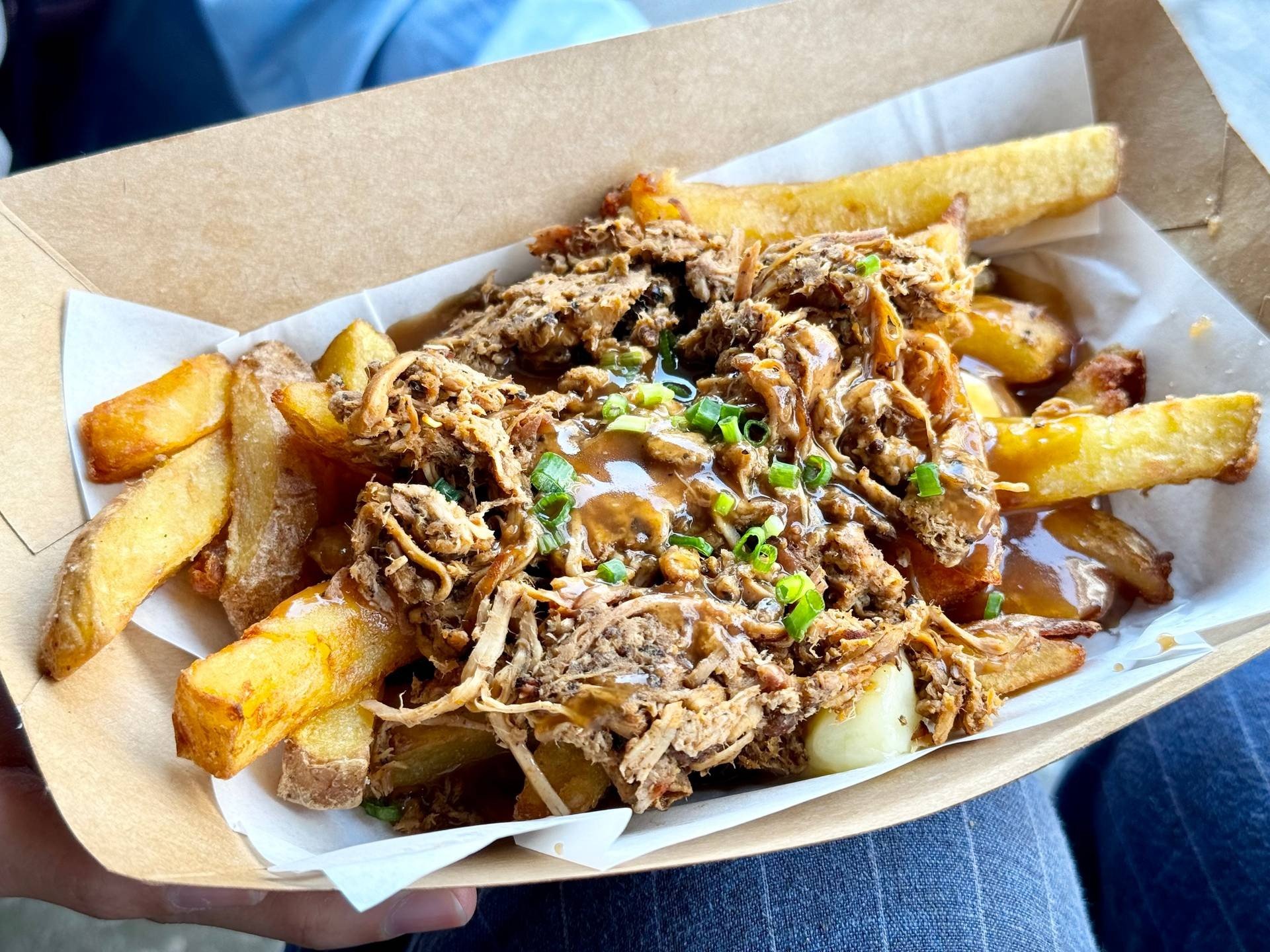 ร้าน BAD POUTINE ทรงวาด | รีวิวร้านอาหาร