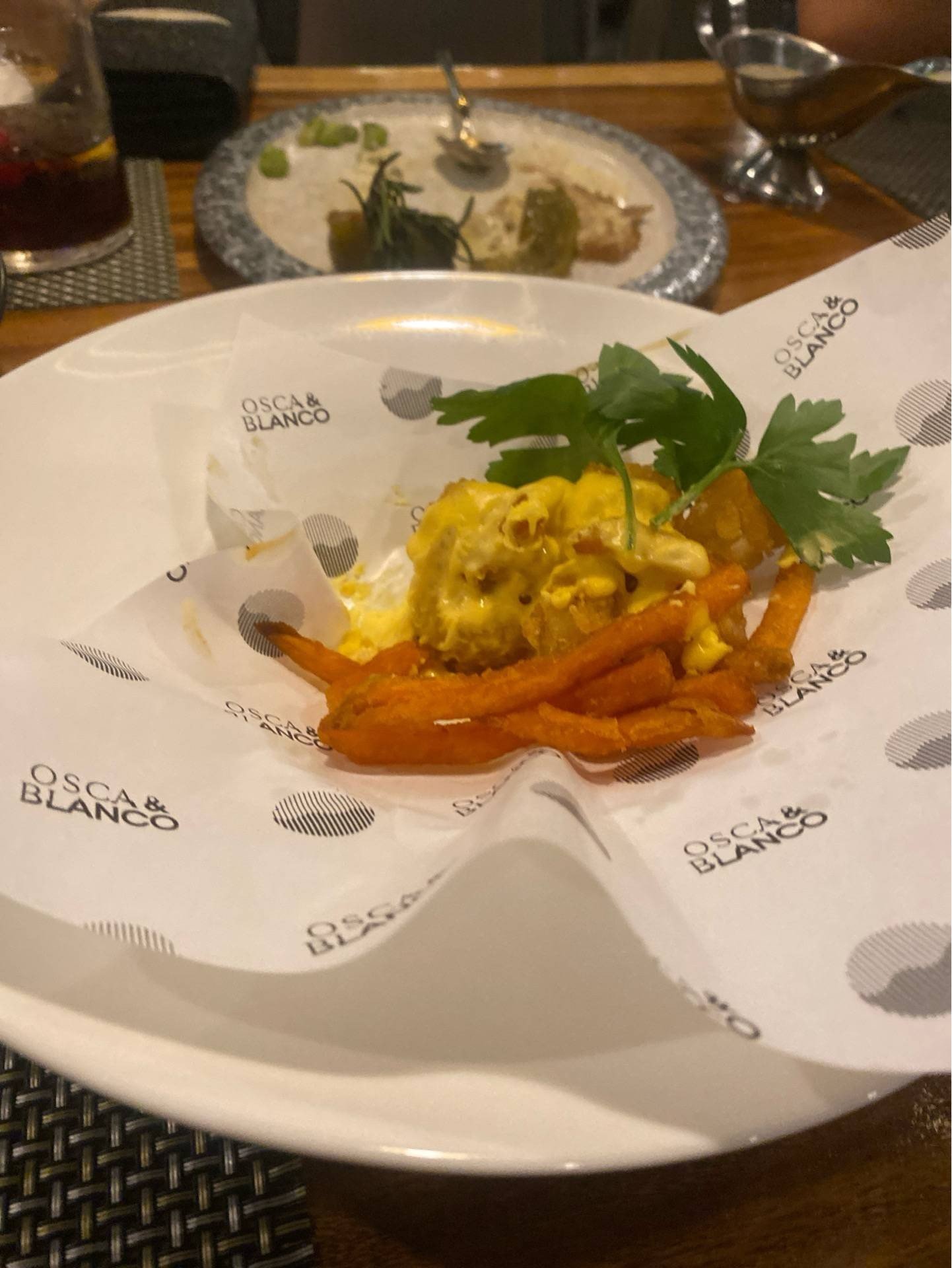 รีวิว Osca & Blanco Bar and Restaurant - อาหารอร่อยมากกกกก และบริการดี ...