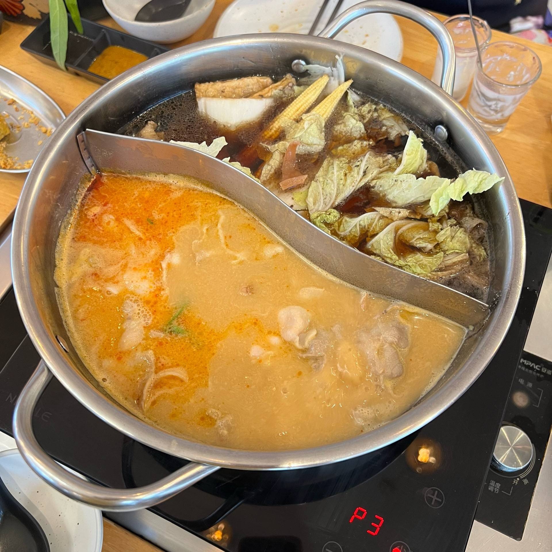 รีวิว ShabuHito - Shabuhito Buffet at Trang 😋