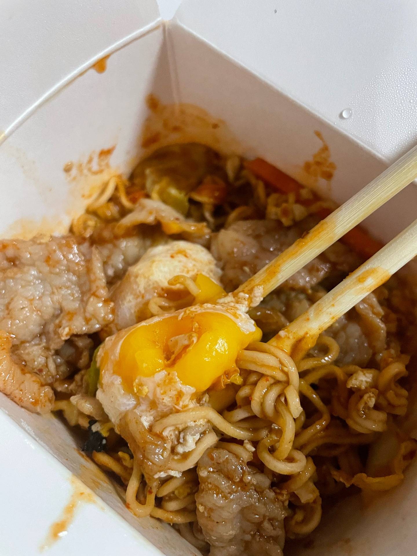 รีวิว Wok Daily วอคเดลี่ หมี่กล่อง อนุสาวรีย์ชัย - อร่อย ยามดึก พึ่งไลน์แมน