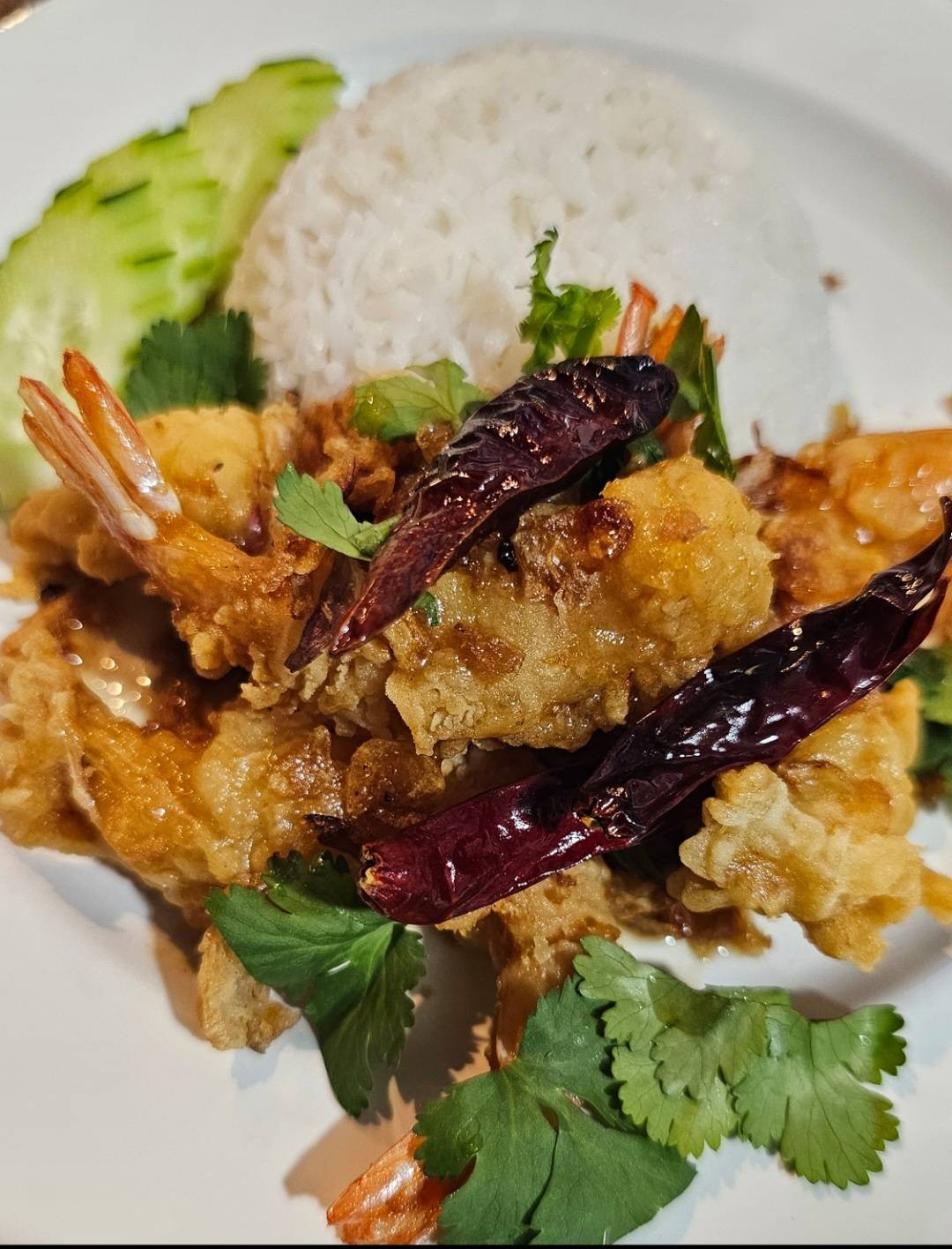 รีวิว Square Root Coffee Head Office - กาแฟหอมมาก อาหารอร่อย ยำรสเด็ด