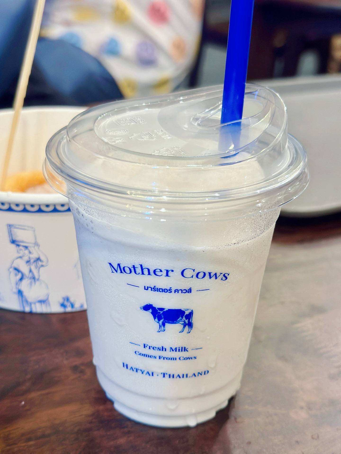 รีวิว Mother Cows บรรทัดทอง - นมร้านดังจากหาดใหญ่