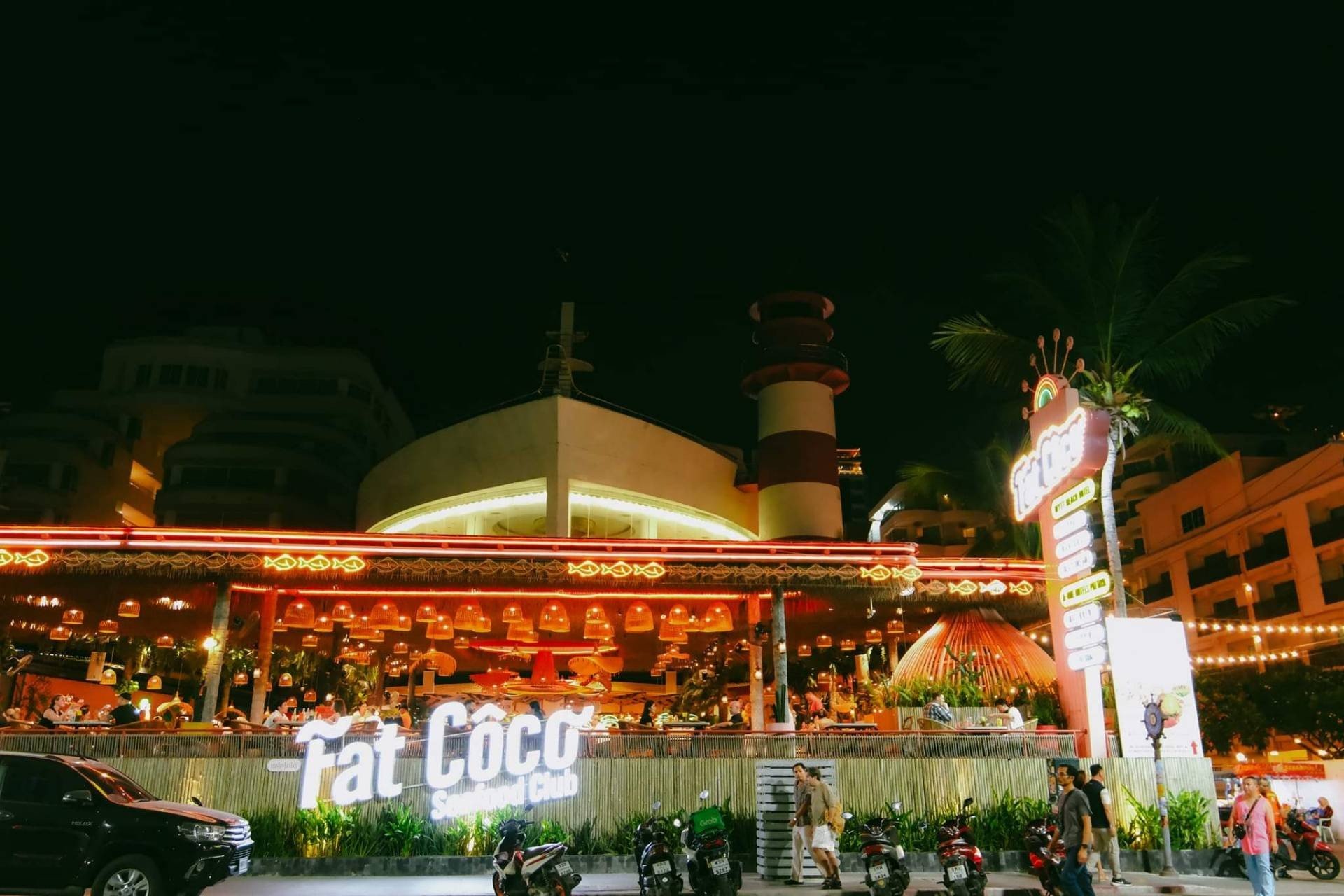 รูป Fat Coco Beach Club พัทยา