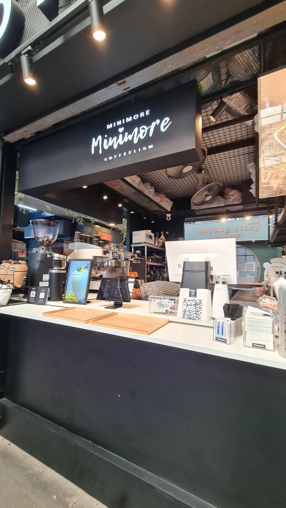 รีวิว MINIMORE COFFEELISM ท่าน้ำวังหลัง - ชาเย็นดีๆ ดับร้อน