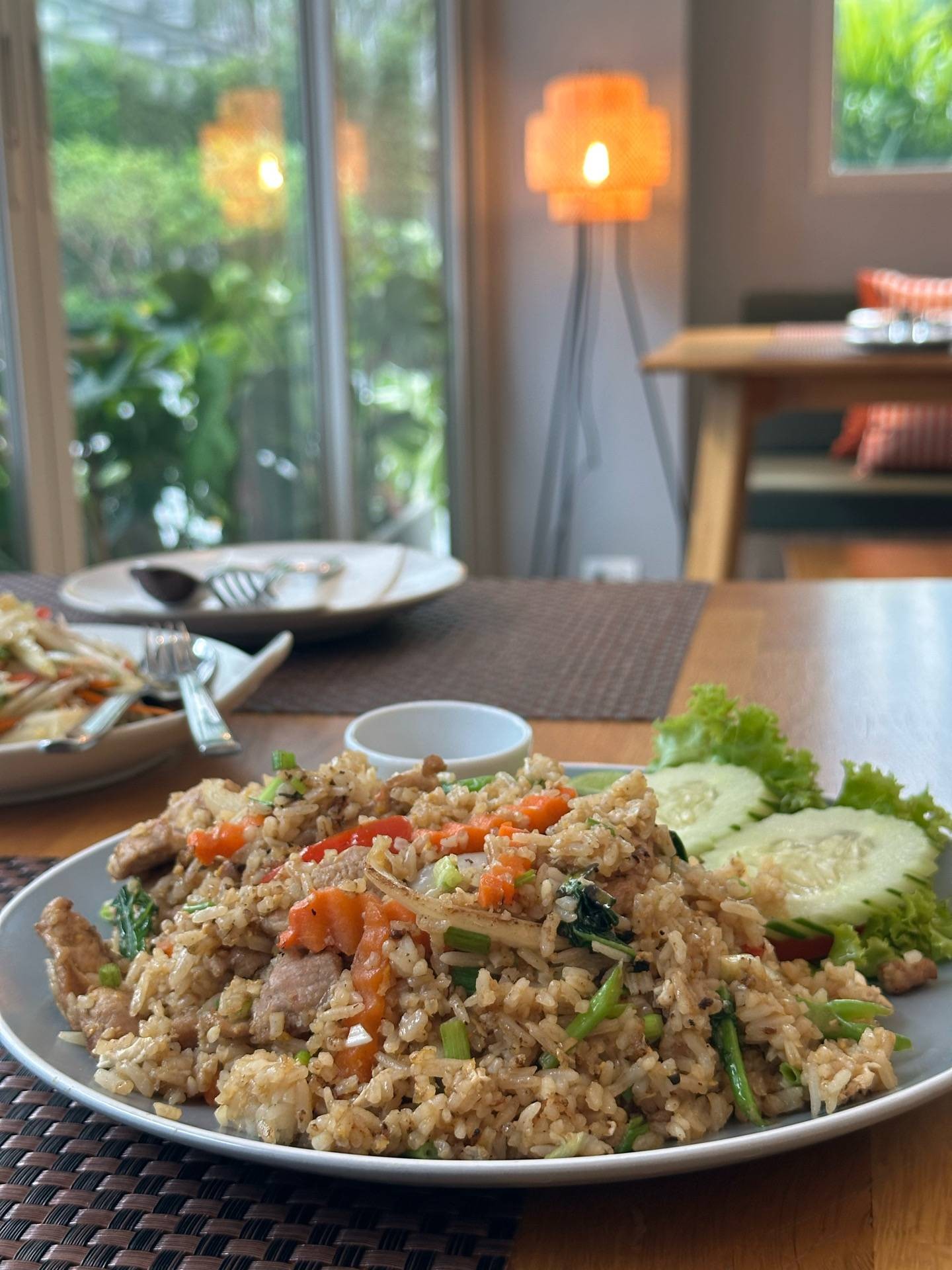 รีวิว SAAN Som Tum Bar - เมนูส้มตำทานที่ไหนก็แซ่บ