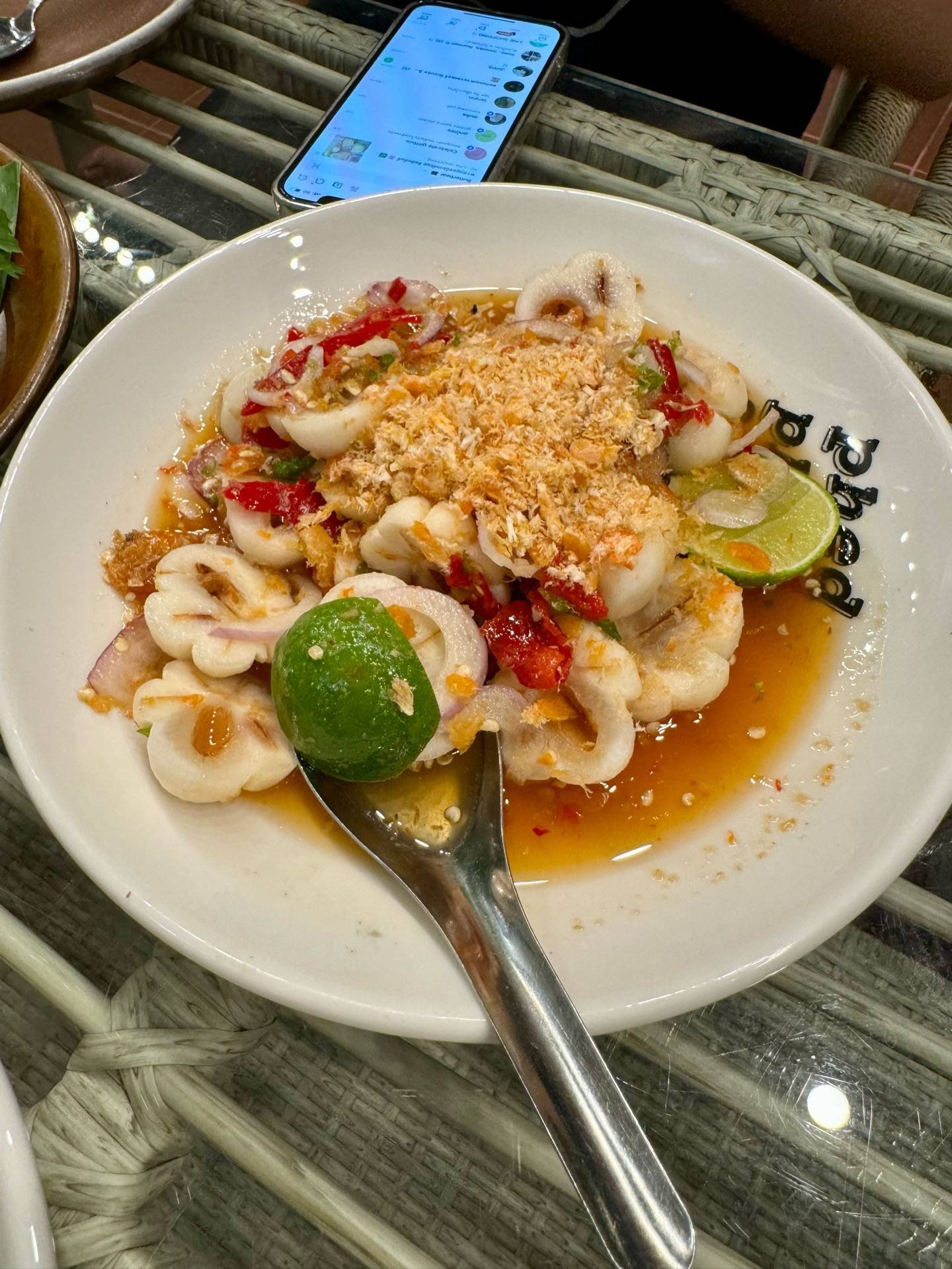 ตำมังคุดคัด ร้าน Phed Phed LHAY ซอยสายลม 1 (LHAY Sailom Alley)