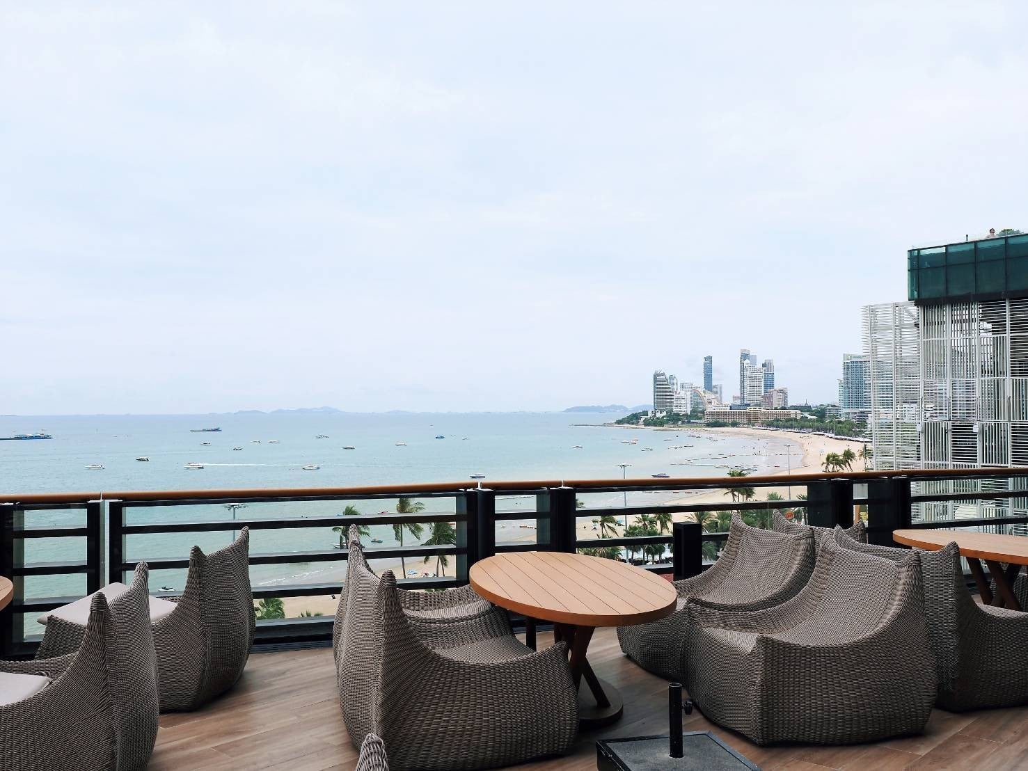 รูป Edge, Hilton Pattaya Hilton Pattaya Hotel