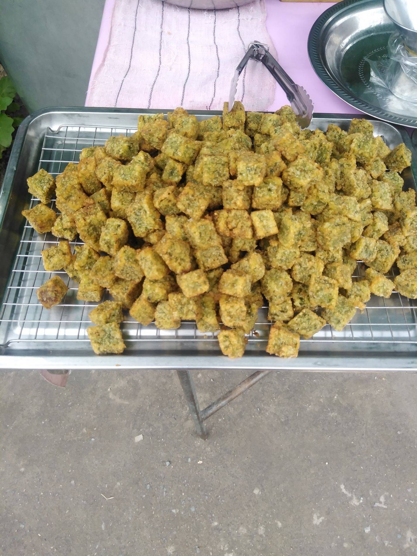 ร้าน กุยช่ายทอด ปอเปี๊ยะทอด (ตลาดน.สายชล) ตลาดนัดน.สายชล | รีวิวร้านอาหาร