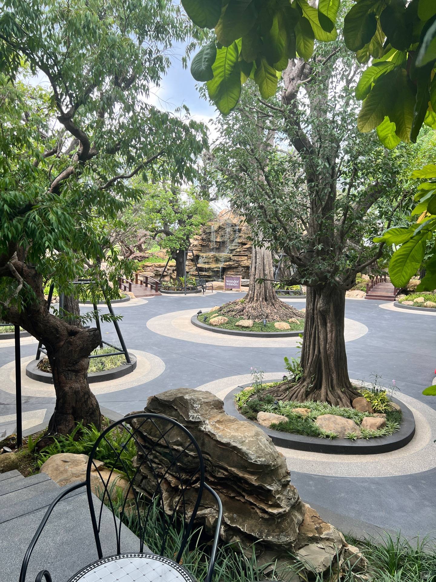 รูป Wanderwoods