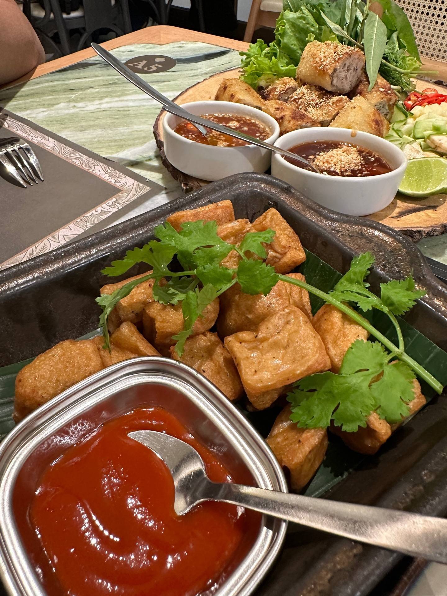 รีวิว KAO.PIAK.SEN.BKK Gaysorn Amarin - ร้านดังจากอุดรสู่ใจกลางกรุง ...