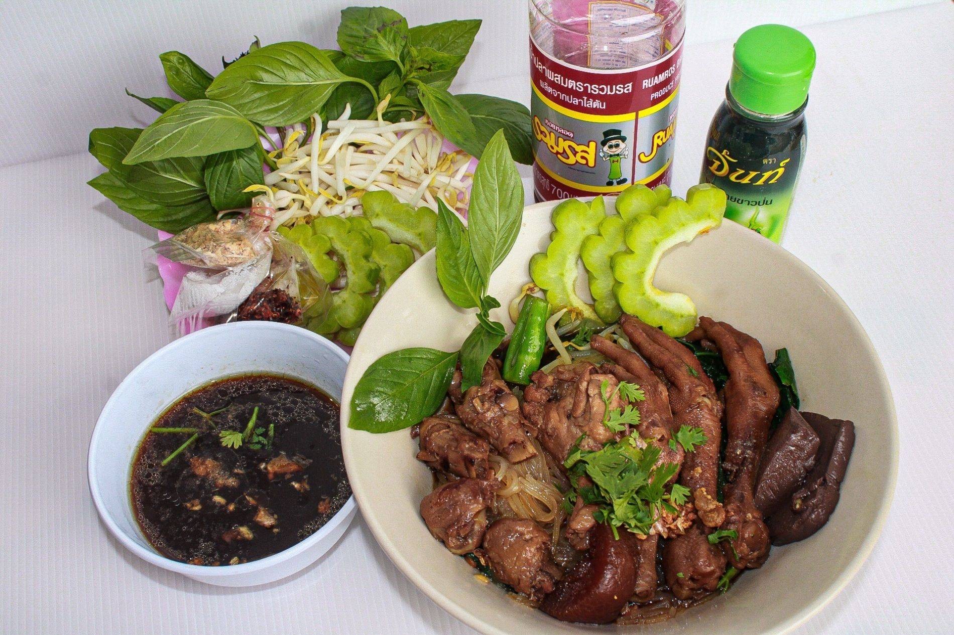 ก๋วยเตี๋ยวไก่มะระสด สันทราย - สั่งอาหารเดลิเวอรี | Wongnai x LINE MAN