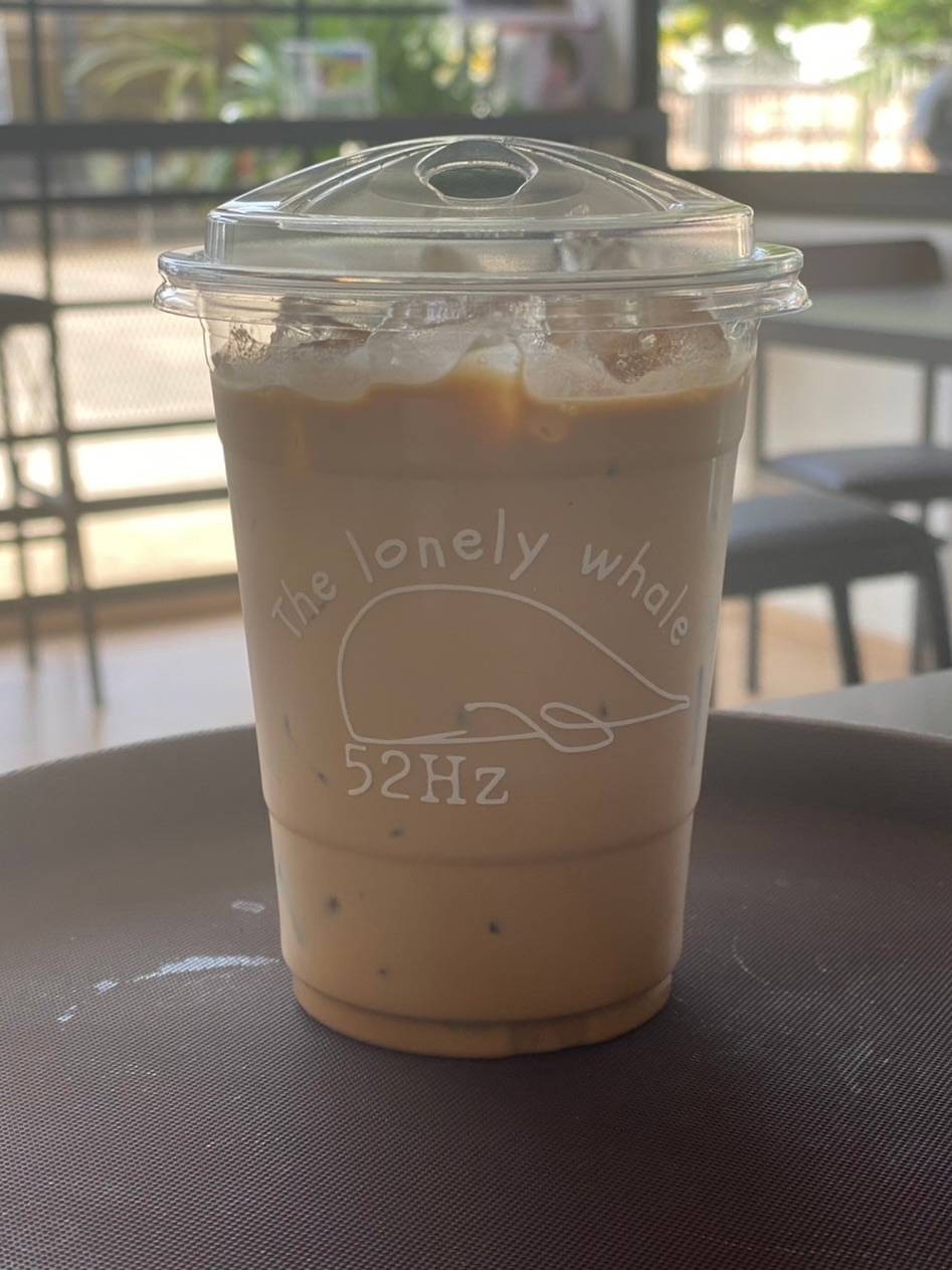 ร้าน 52Hz The lonely whale (52เฮิร์ต คาเฟ่) สวนศรีเมืองระยอง | รีวิวร้านอาหาร