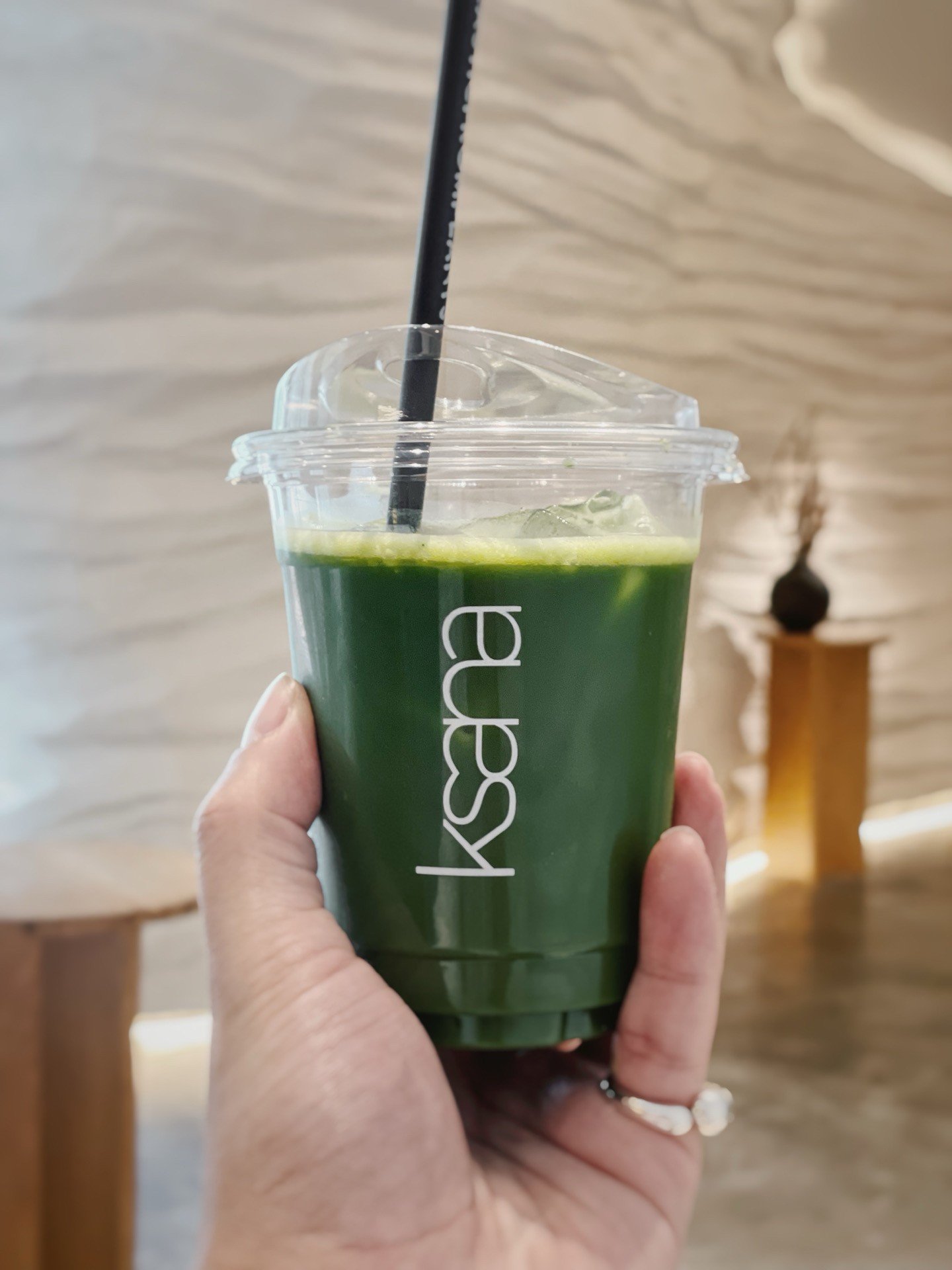 รีวิว Ksana matcha Concept Store (OCC Ploenchit) - ชาเขียวพรีเมียมใน ...