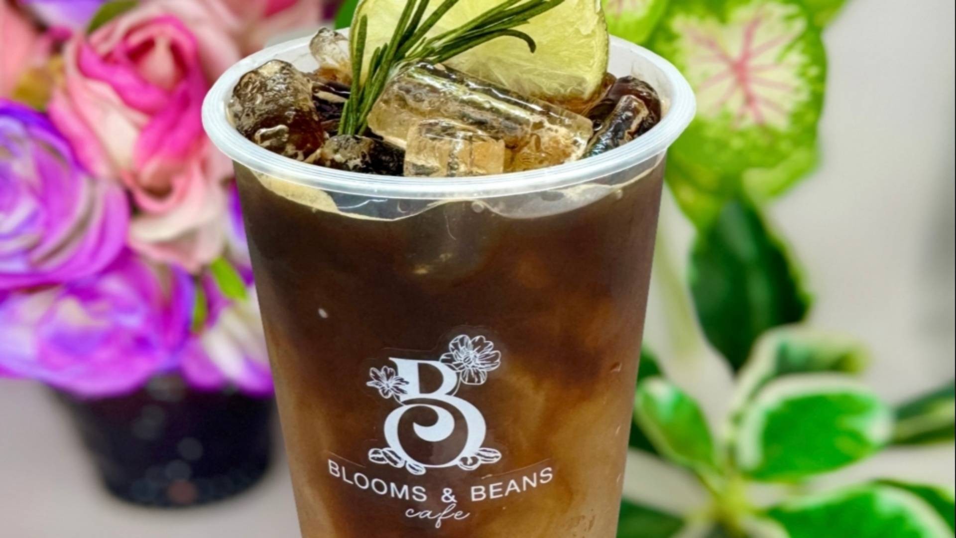 Bloom & Beans Cafe - | สั่งอาหารออนไลน์ล่วงหน้า รับที่ร้านผ่านแอป Wongnai | Wongnai x LINE MAN