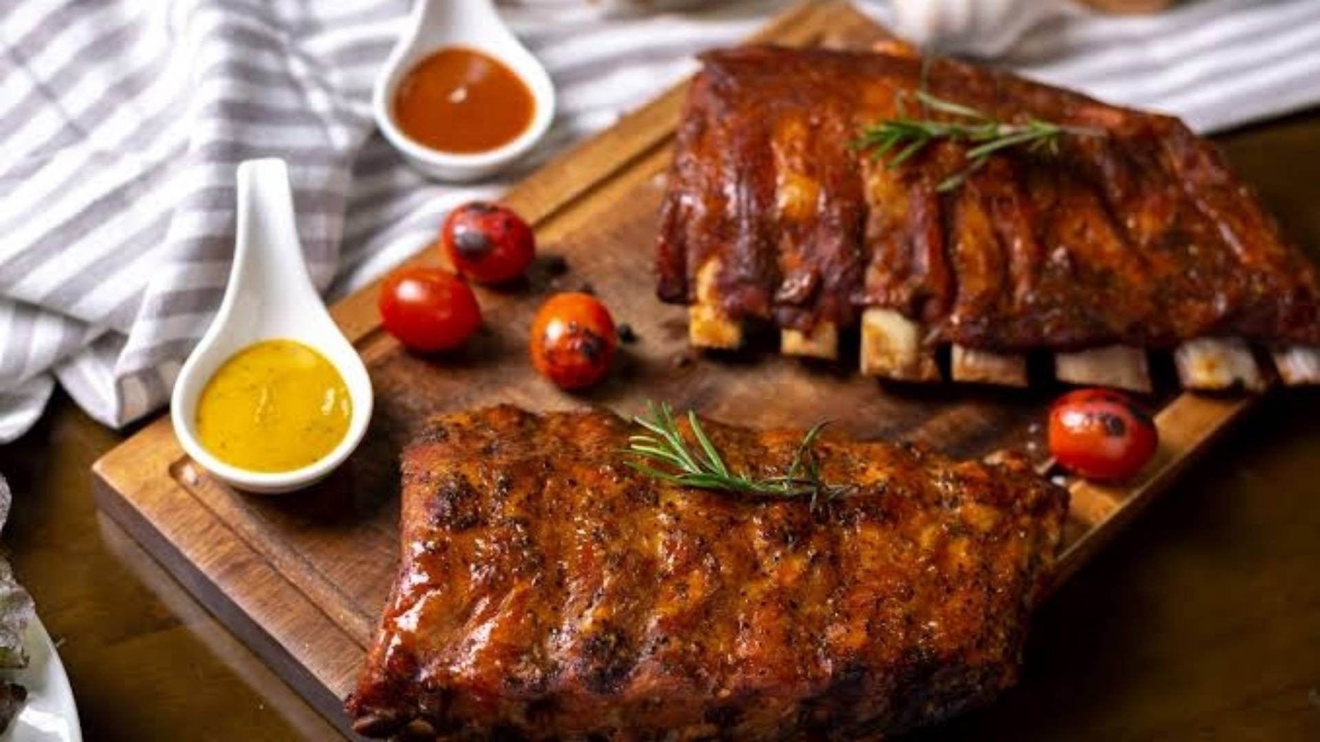 ซี่โครงBBQ, นักเก็ต, เฟรนช์ฟรายส์ ,ของทานเล่น( CHOMY RIBS Barbecue) 2 ...