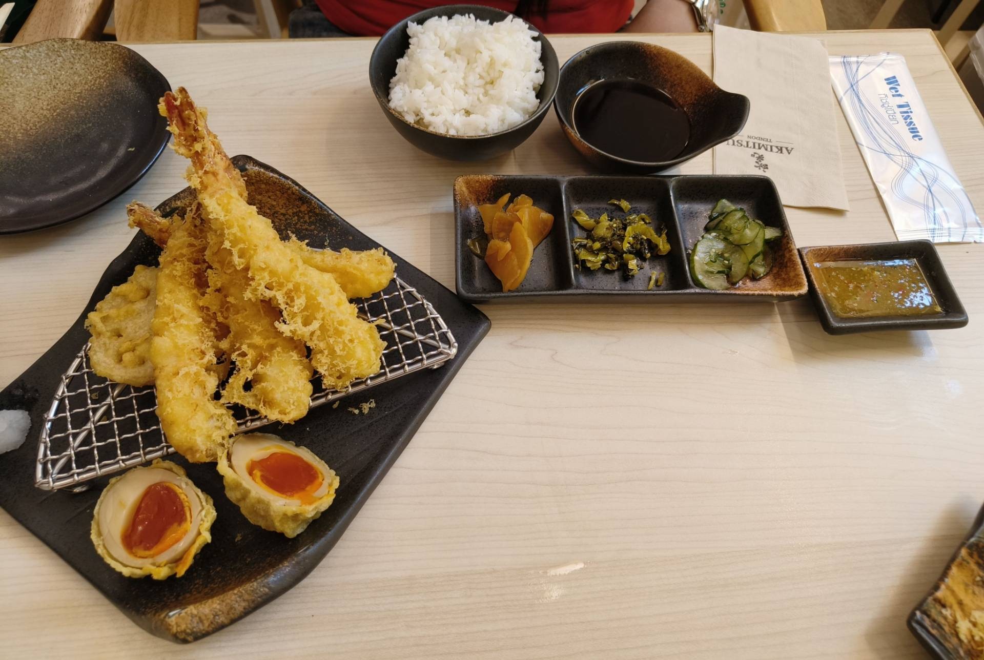 รีวิว Akimitsu Tendon Akimitsu Tendon Centralworld - ลองชิมร้านเทนด้งเจ้าดังจากญี่ปุ่น
