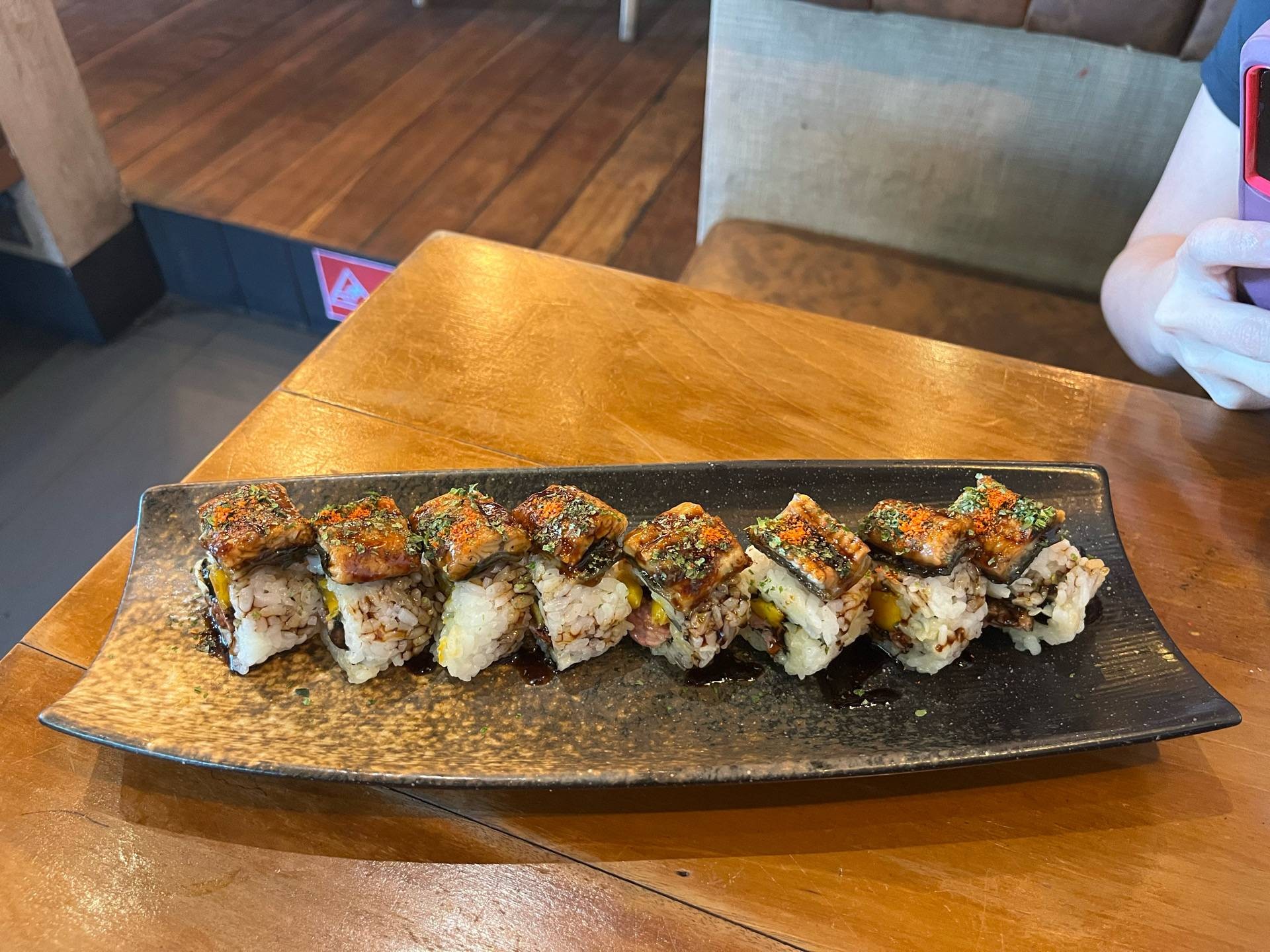 Tsunami roll ร้าน MAGURO Sushi Mega Bangna