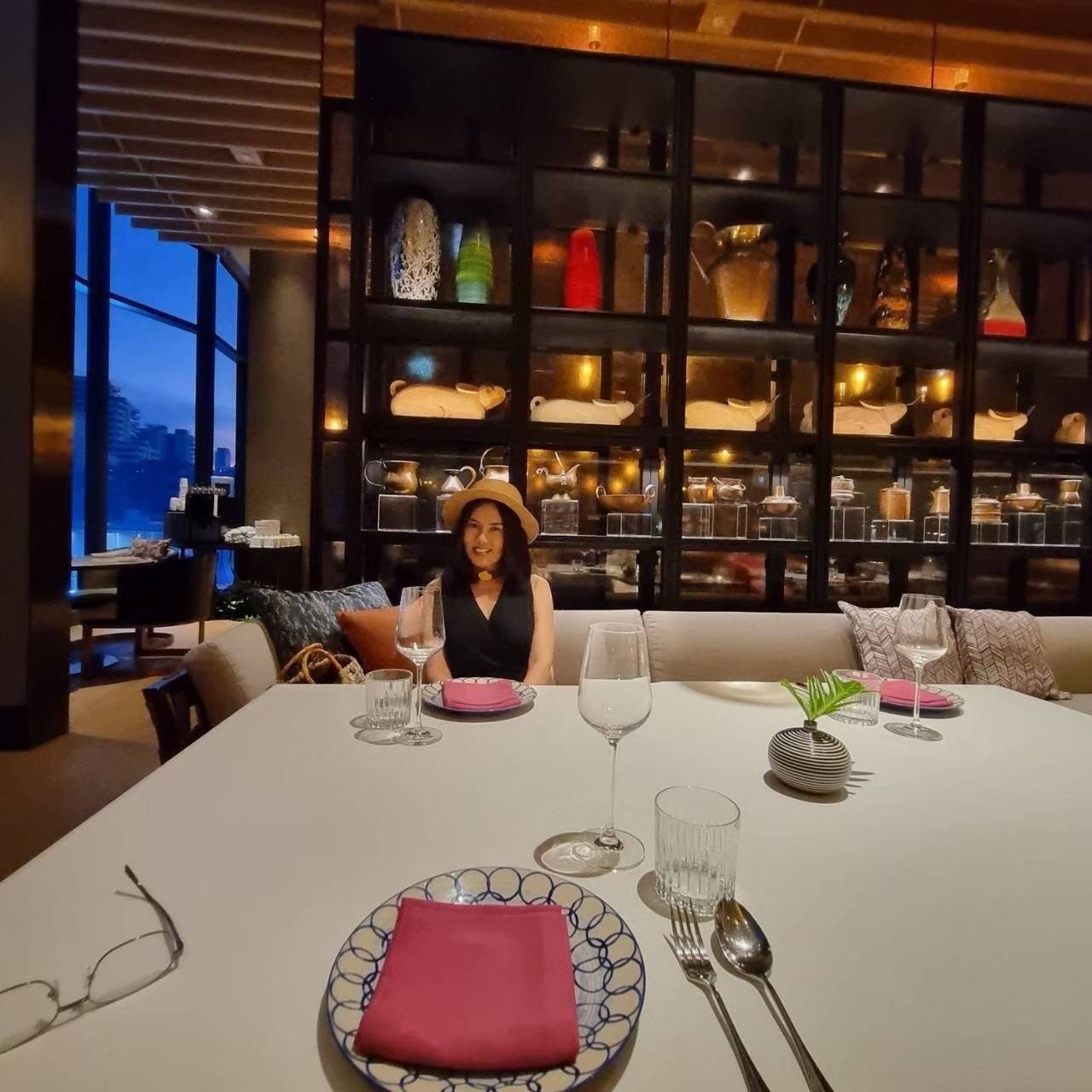 รูป Spectrum Lounge & Bar Hyatt Regency Sukumvit Hotel