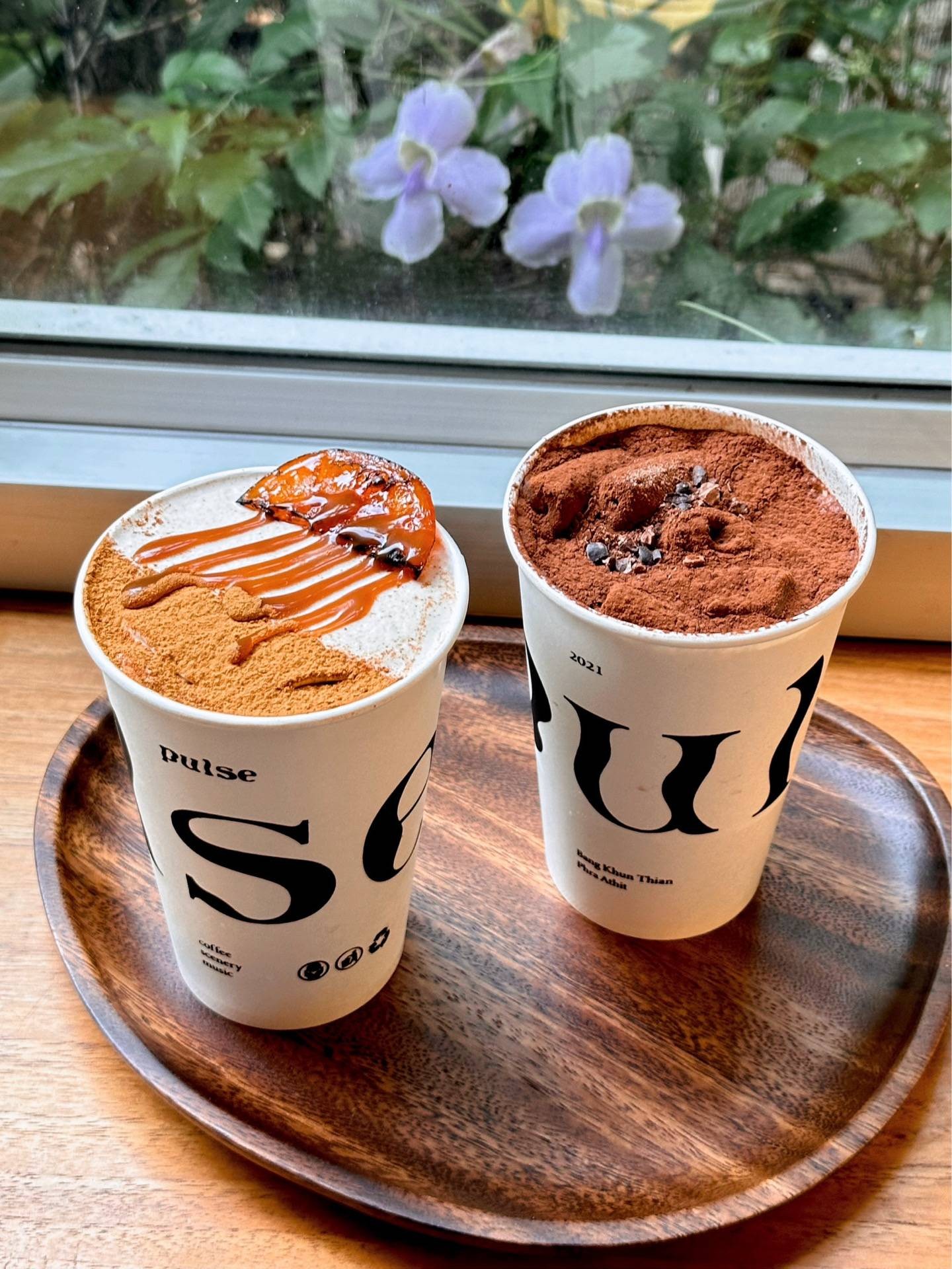 รีวิว PULSE Phra Arthit Phra Arthit - PULSE คาเฟ่บนถนนพระอาทิตย์ ฟีลตึกเก่า