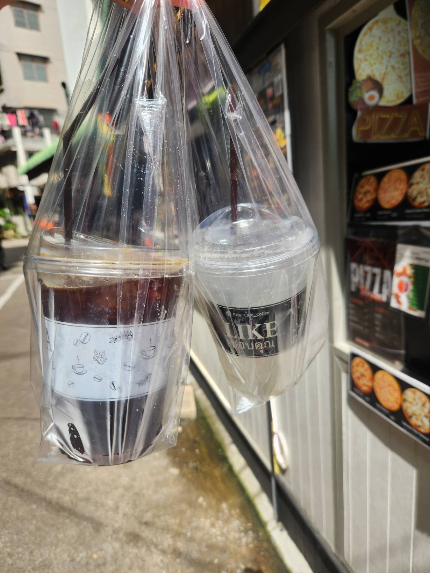 รีวิว Risa Cafe Coffee SUKHUMVIT 53/1 - โซดาอร่อย สดชื่น ราคาน่ารัก ...