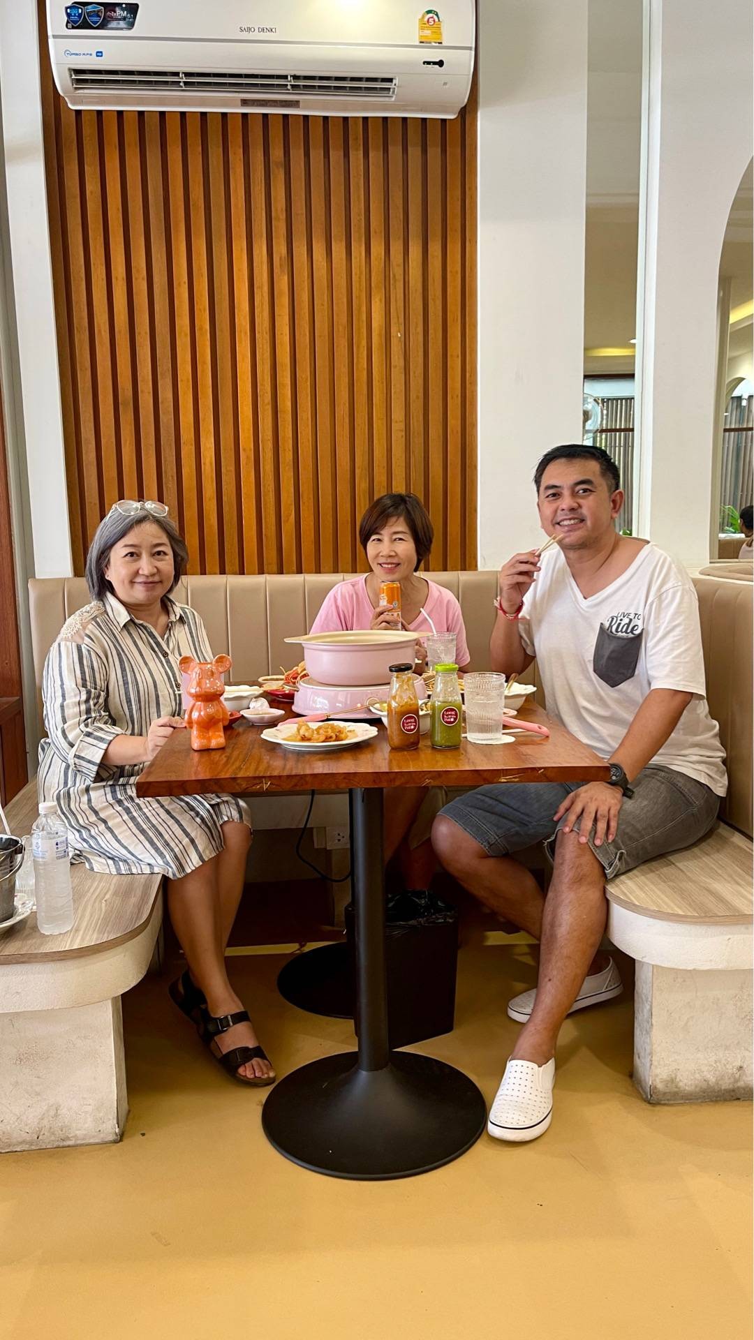 รีวิว หลงกันไป Long Kan Pai - ร้านอาหารบรรยากาศคาเฟ่