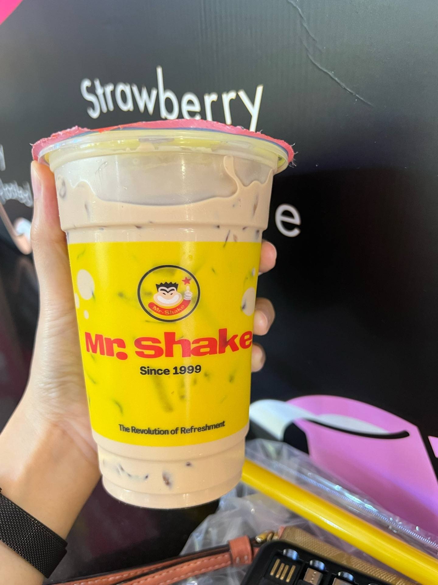 รีวิว Mr.Shake ฟิวเจอร์พาร์ค รังสิต - Mr.Shake ชานมเจ้าโปรดของเราตลอดกาล