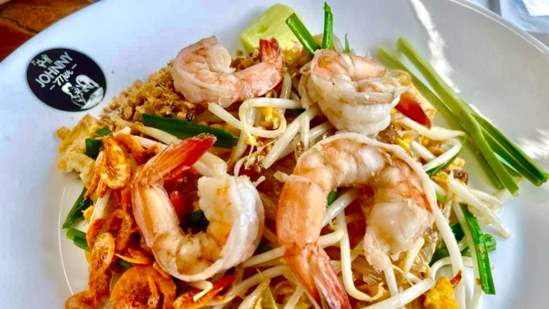 ผัดไทยกุ้งสด-ทะเล-สปาเก็ตตี้ (Johnny milk) - สั่งอาหารเดลิเวอรี ...