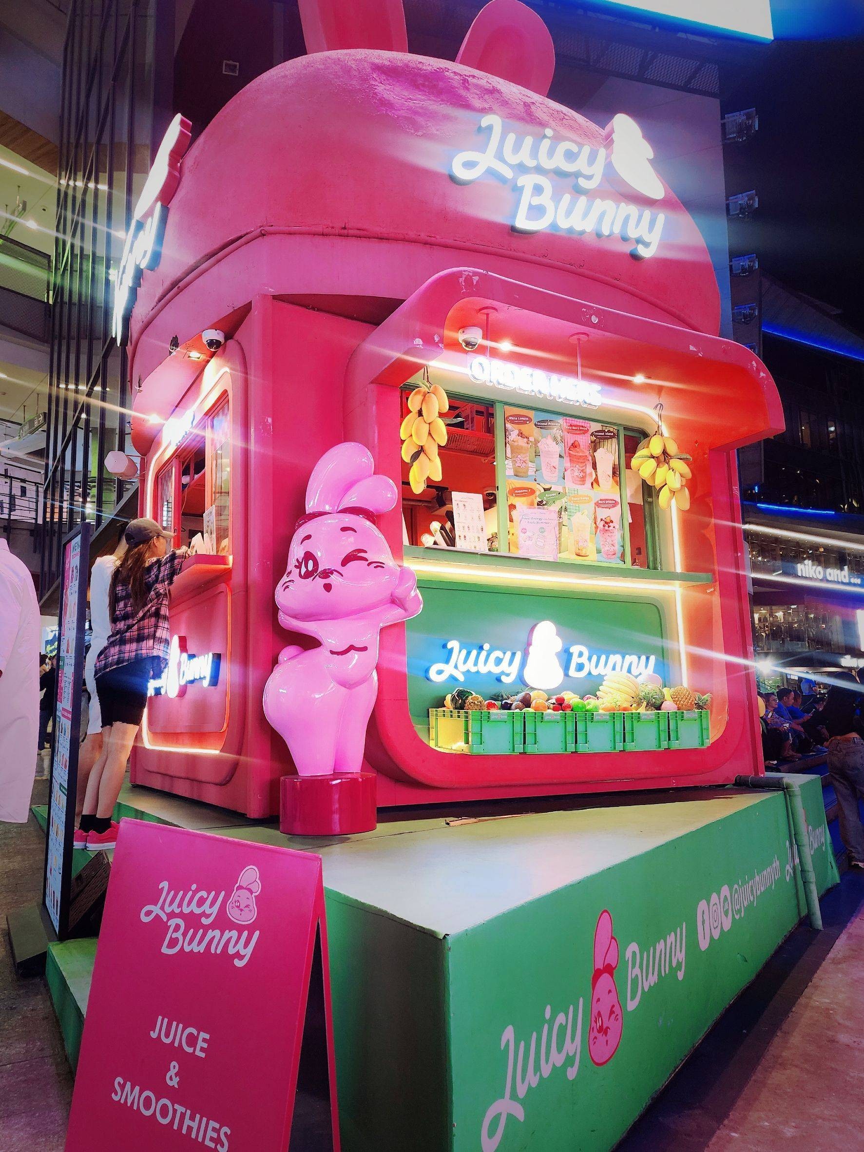 รีวิว Juicy Bunny Siam Square Block i