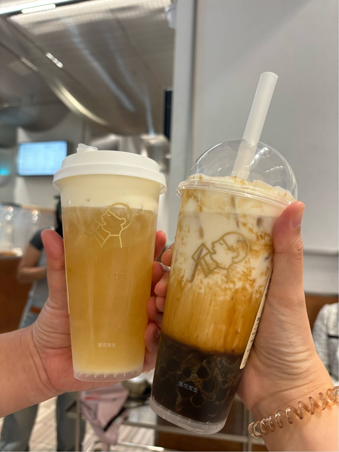 รีวิว Hey Tea (Shanghai New World City Store) Shanghai New World City ...