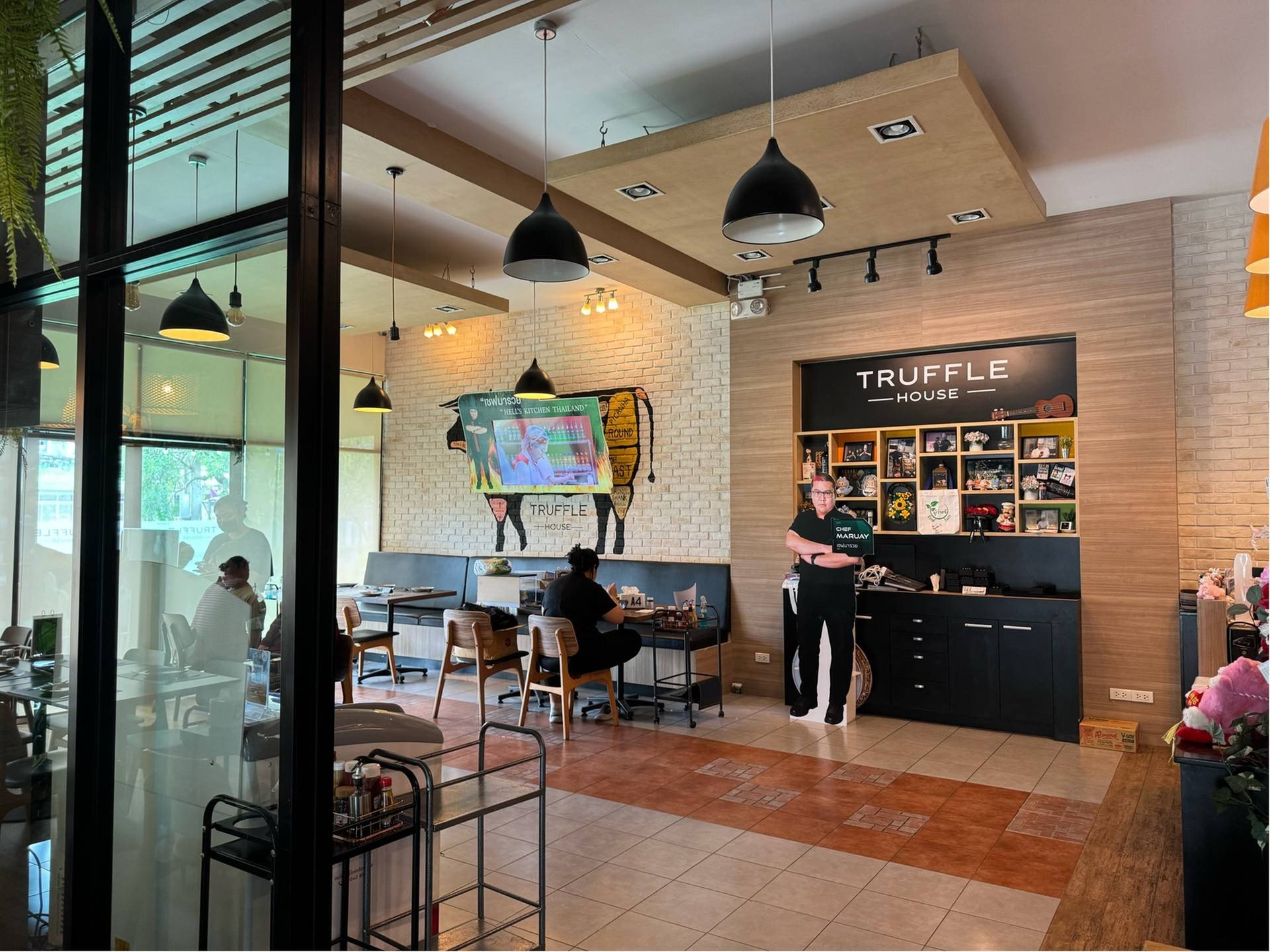 รูป Truffle House - ทรัฟเฟิลเฮ้าส์