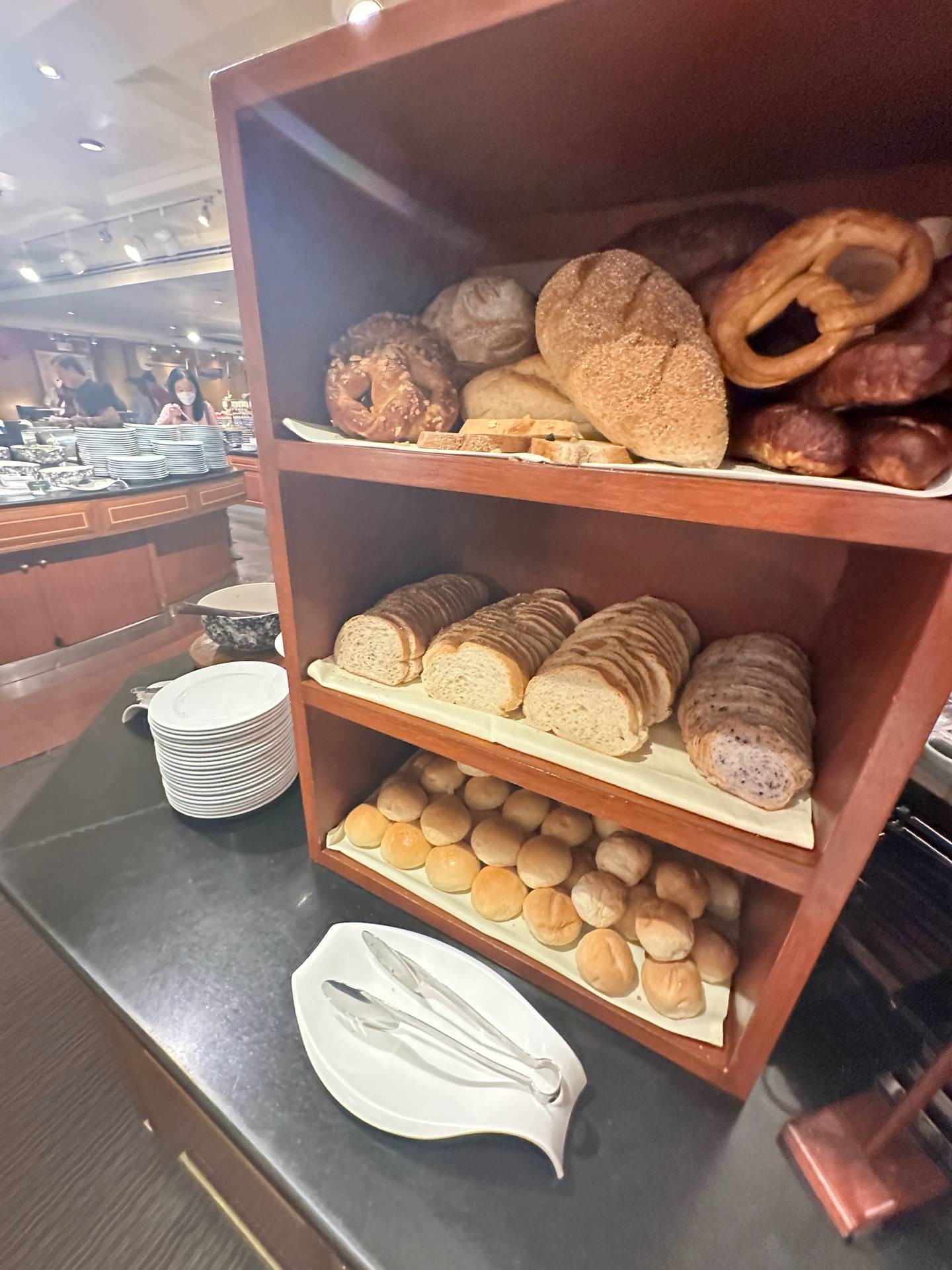 รูป The Emerald Coffee Shop โรงแรม ดิ เอมเมอรัลด์