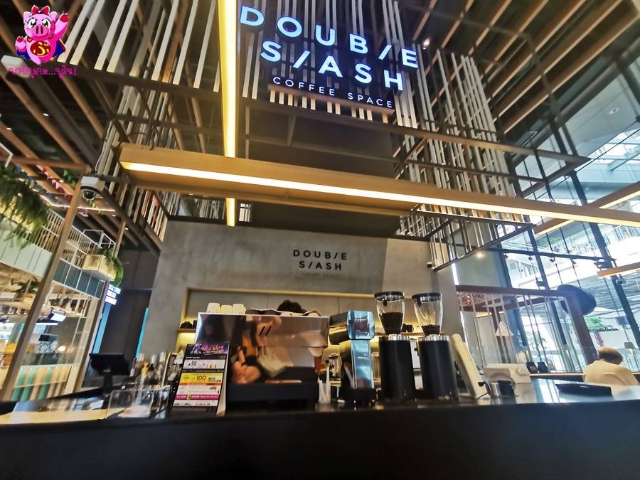 รีวิว DOUBLE SLASH // COFFEE SPACE ICS - อีก 1 ร้านที่ควรแวะ