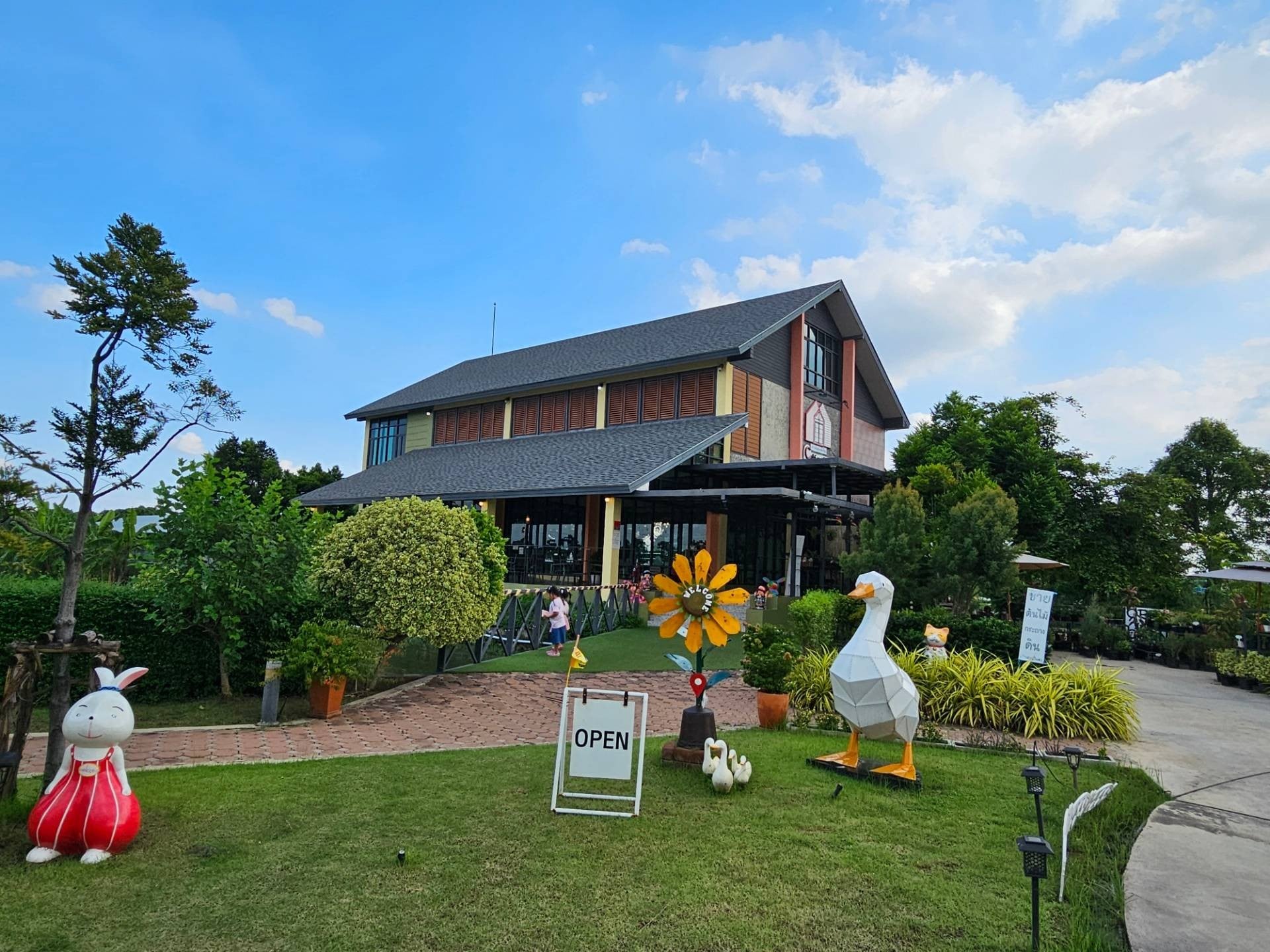 รีวิว Café on farm - - คาเฟ่ บรรยากาศครอบครัว