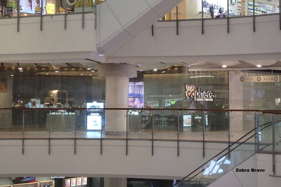 รีวิว True Sphere Central World - ที่นั่งทำงานสบายๆ แถมมีเครื่องดื่มและ ...