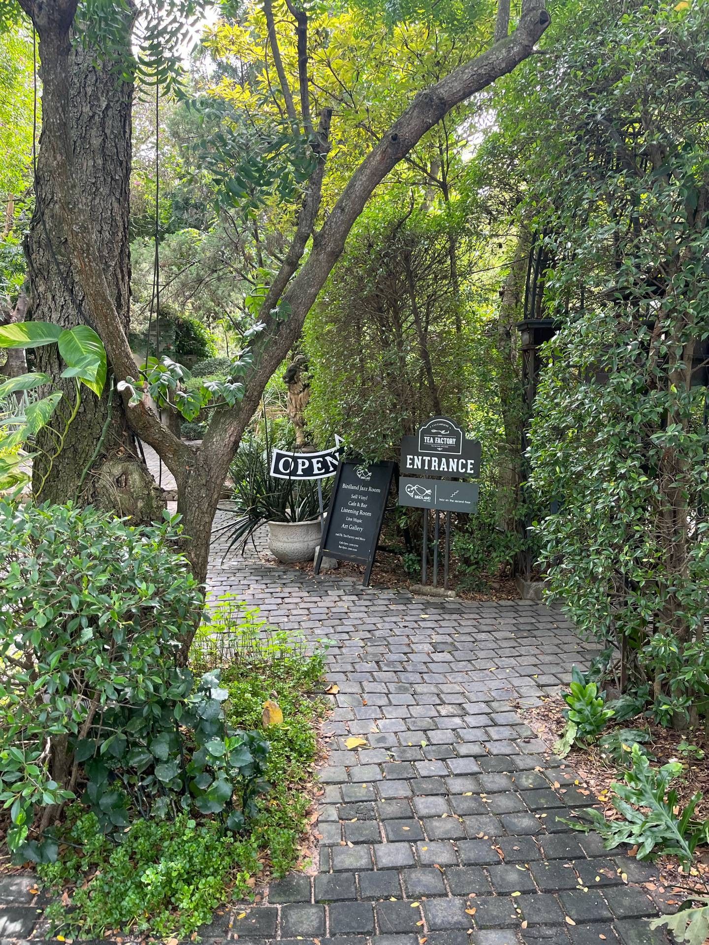 รีวิว Tea Factory and more A La Campagne Pattaya - TEA FACTORY AND MORE