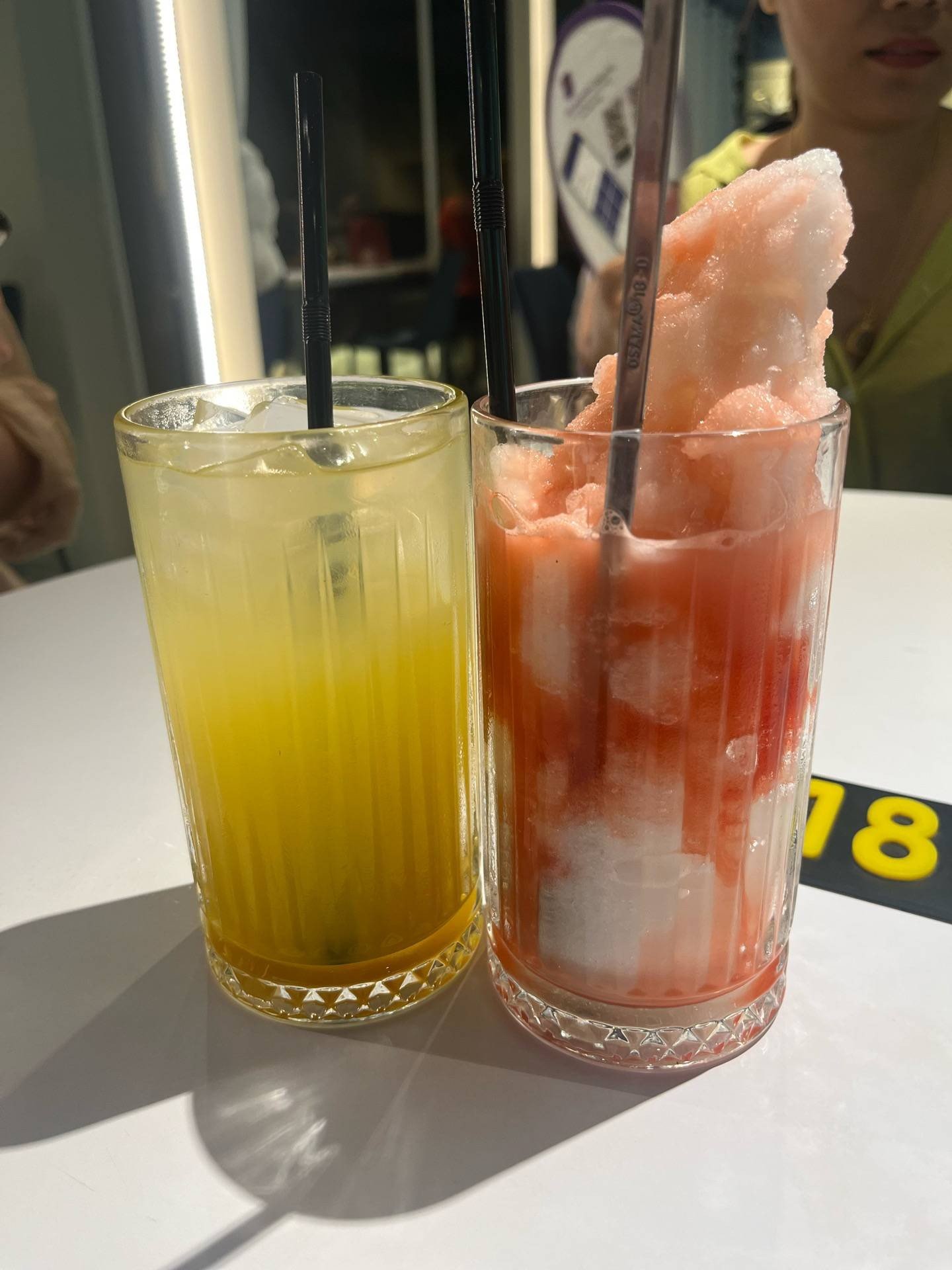 Strawberry Calpis ร้าน Wulai 3