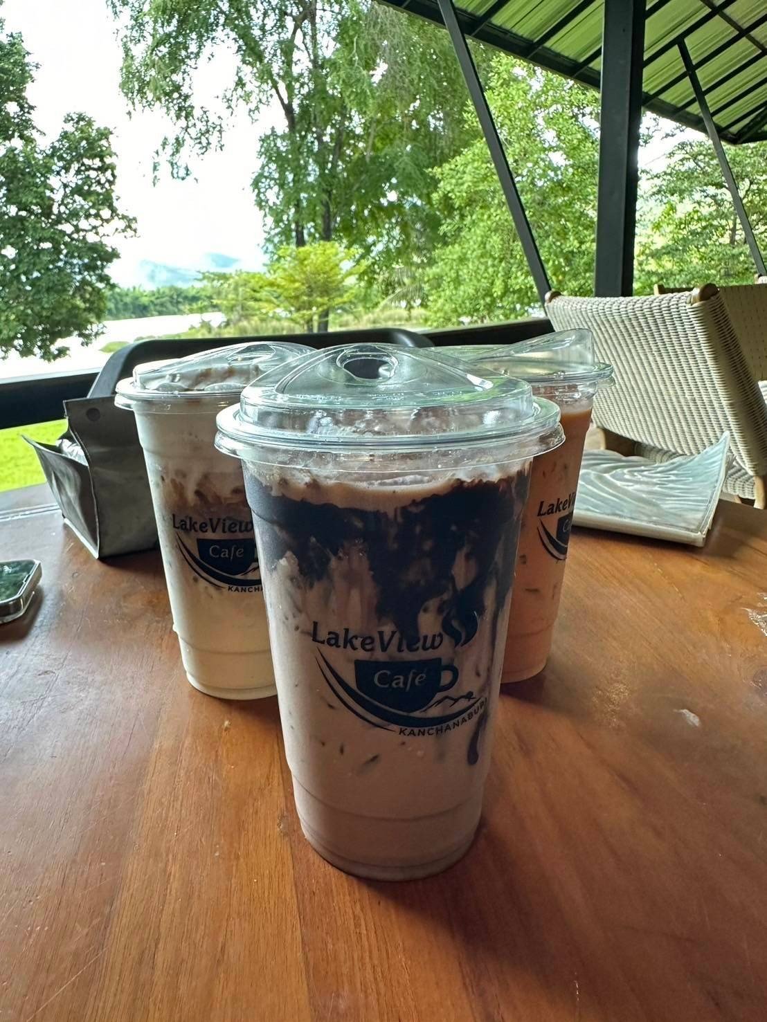 รูป Lakeview Cafe