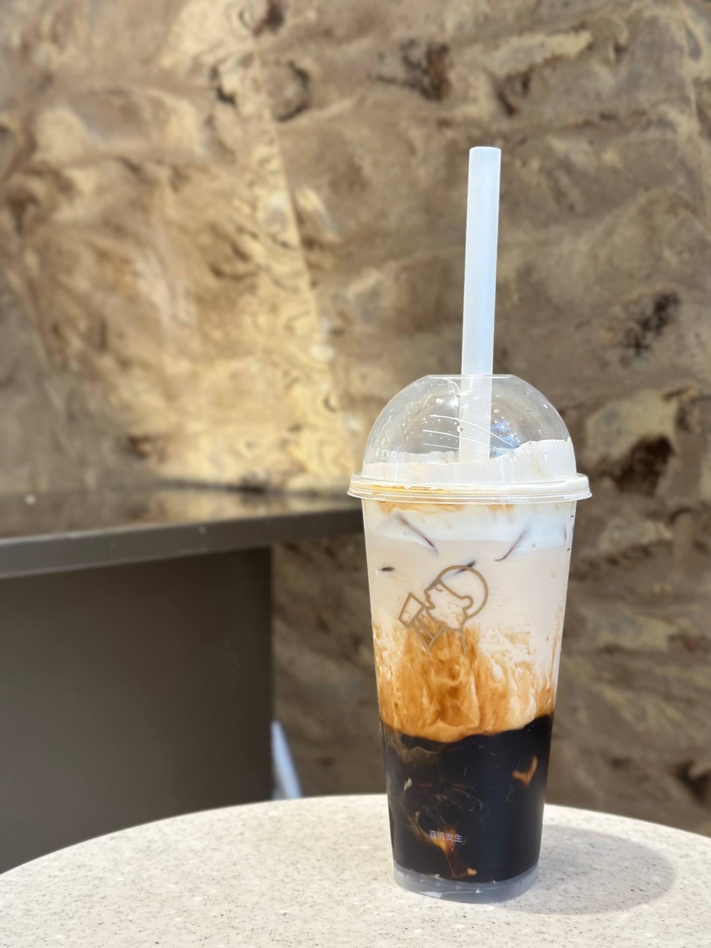 Roasted Brown Boba Milk Tea with Cheezo ร้าน Hey Tea (Shanghai New ...