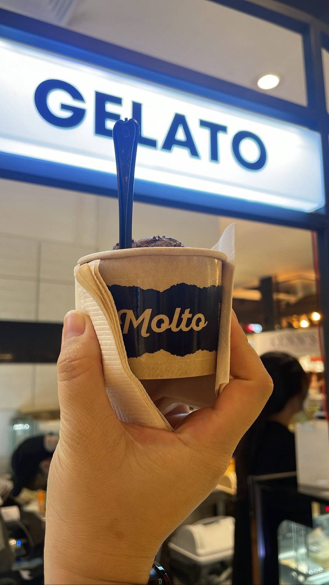 รีวิว Molto Gelato (มอลโต เจลาโต้) Central world - ถูกใจสายดาร์กช็อกโกแลต