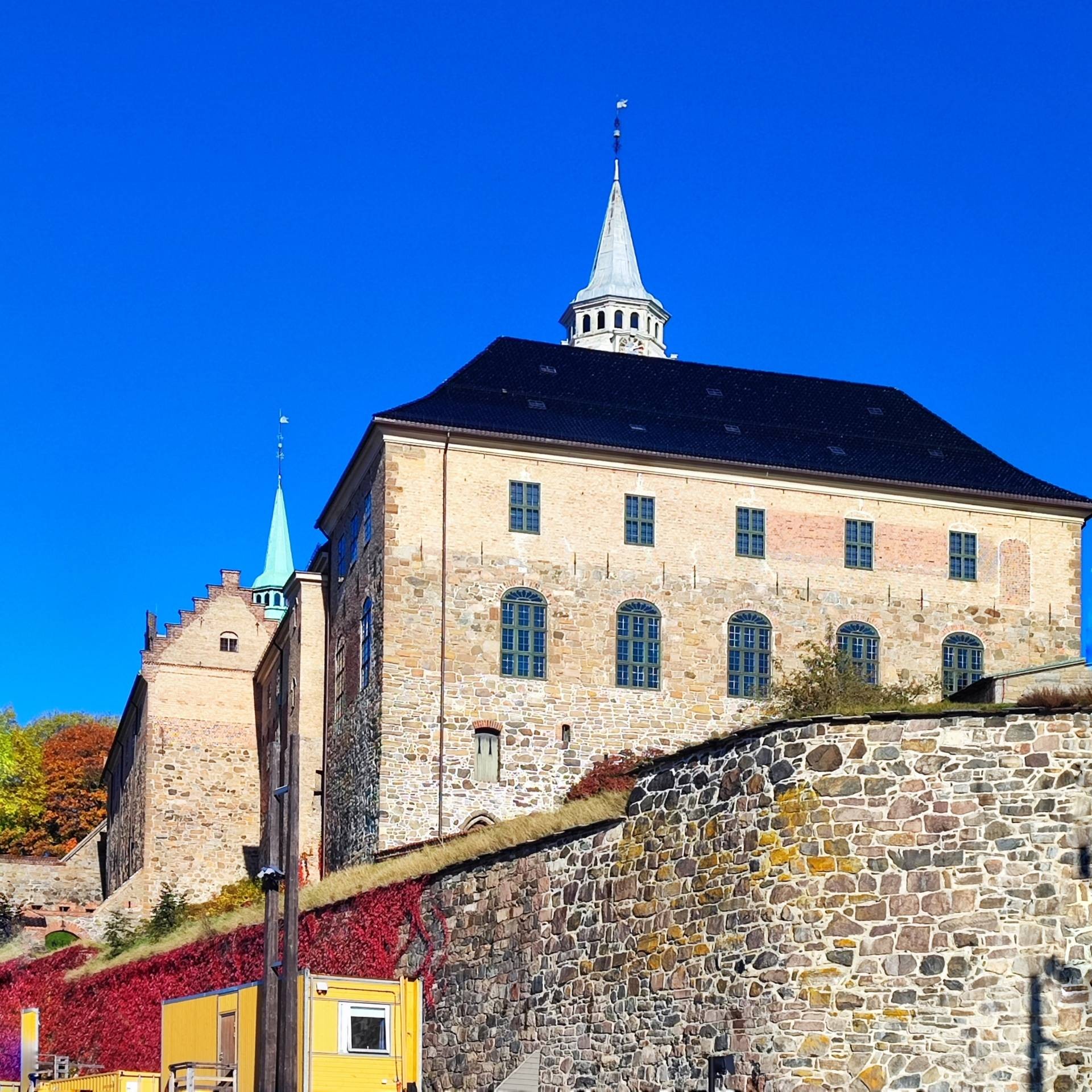 รีวิว Akershus Fortress - ปราสาท ป้อมปราการ กลางเมือง Oslo