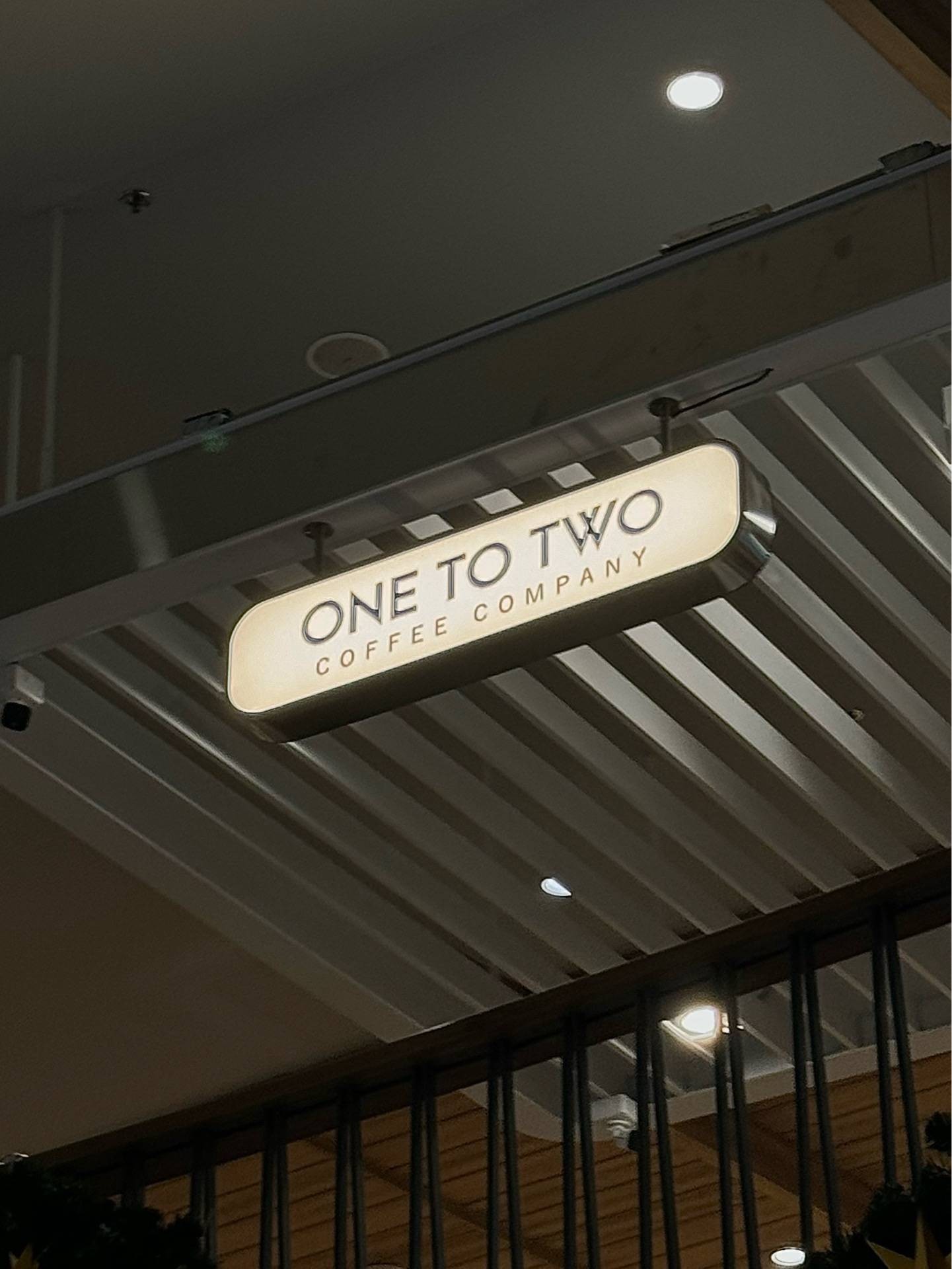 รีวิว ONE TO TWO COFFEE Samyan Mitrtown - 1:2 samyan mitrtown