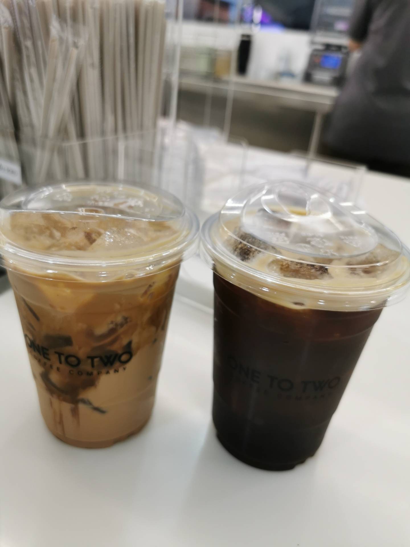 รูป 1:2 coffee (1:2 คอฟฟี่) MBK มาบุญครอง