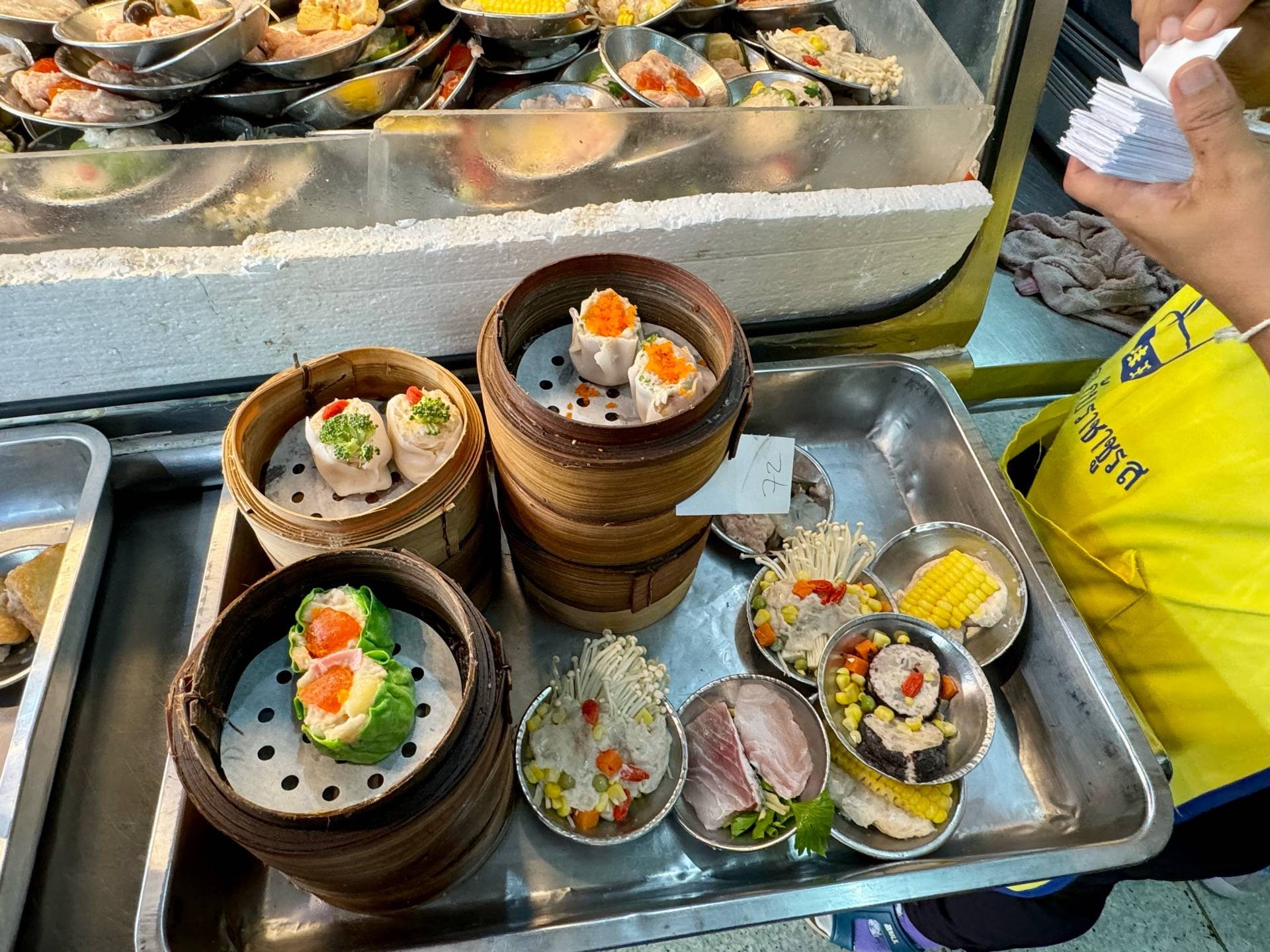 รูป โชคดี แต่เตี้ยม ตัวเมืองหาดใหญ่ 1