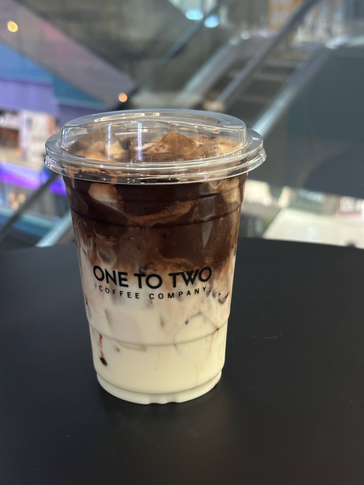 ร้าน 1:2 coffee (1:2 คอฟฟี่) MBK มาบุญครอง | รีวิวร้านอาหาร