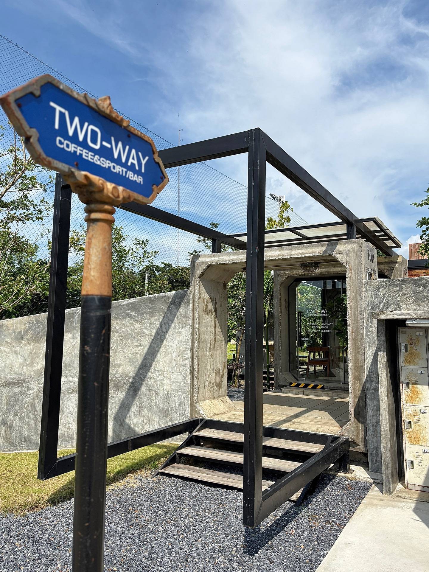 รีวิว TWO-WAY Coffee&Sport/Bar - เท่ห์เป็นบ้า คาเฟนี้ เรียบง่าย แต่ดูดีมาก @Two Way Coffee ...