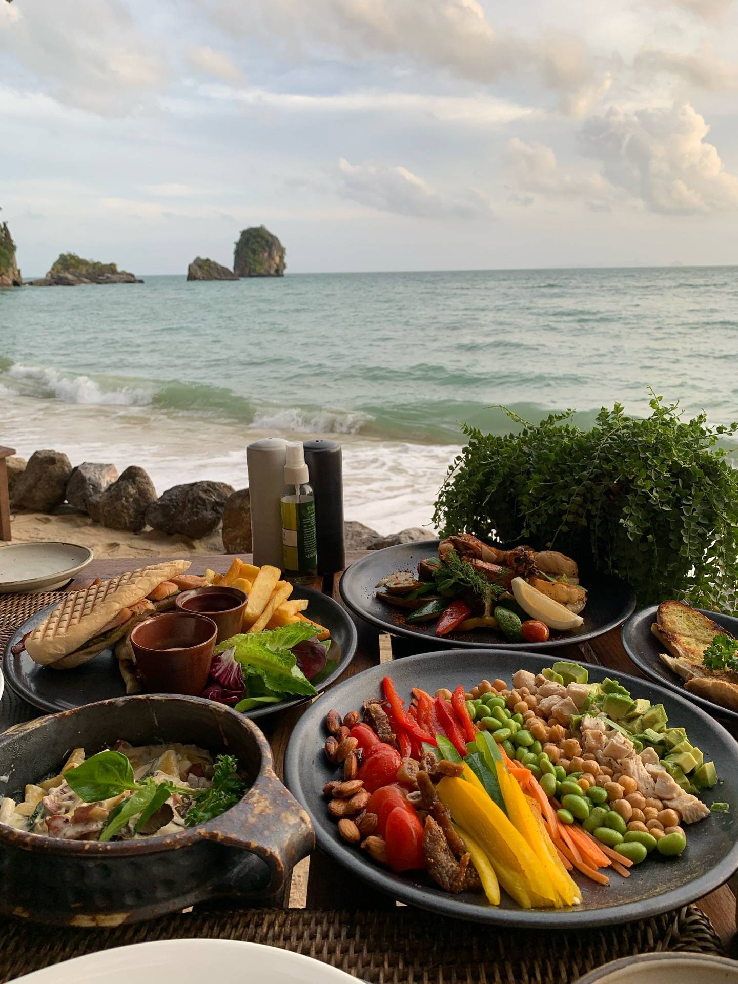 รูป The Grotto Rayavadee