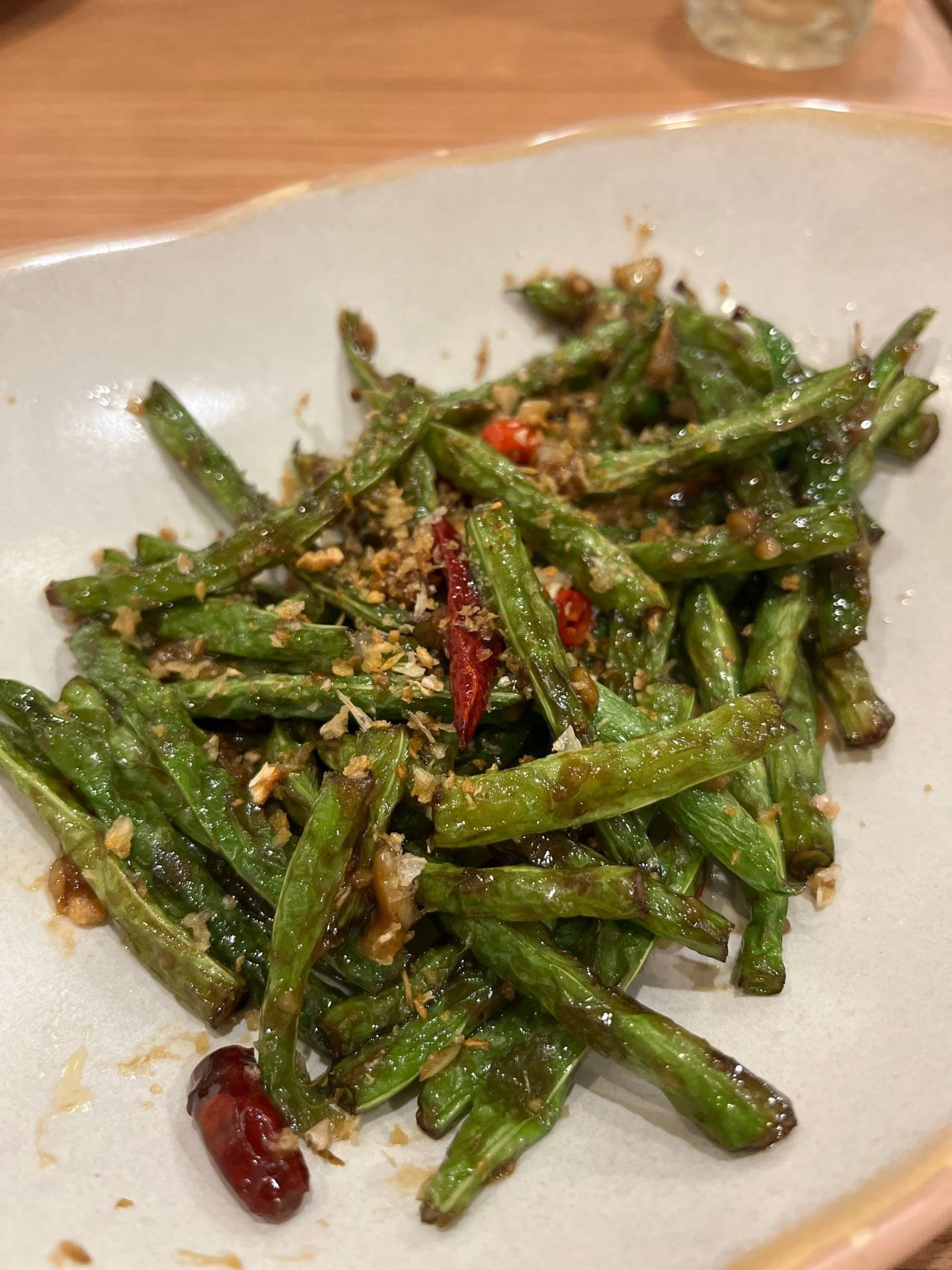 ถั่วแขกผัดพริกแห้ง ร้าน Salad Factory The Crystal