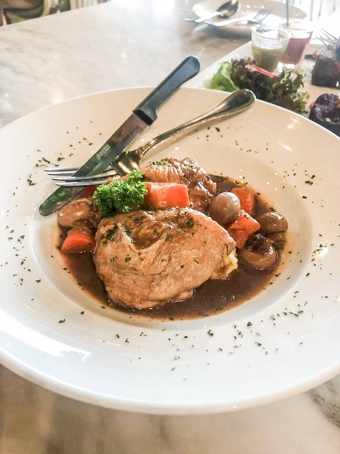 รูป Audrey Cafe des Fleurs EmQuartier ชั้น 8 (ตึก Helix Quarter)