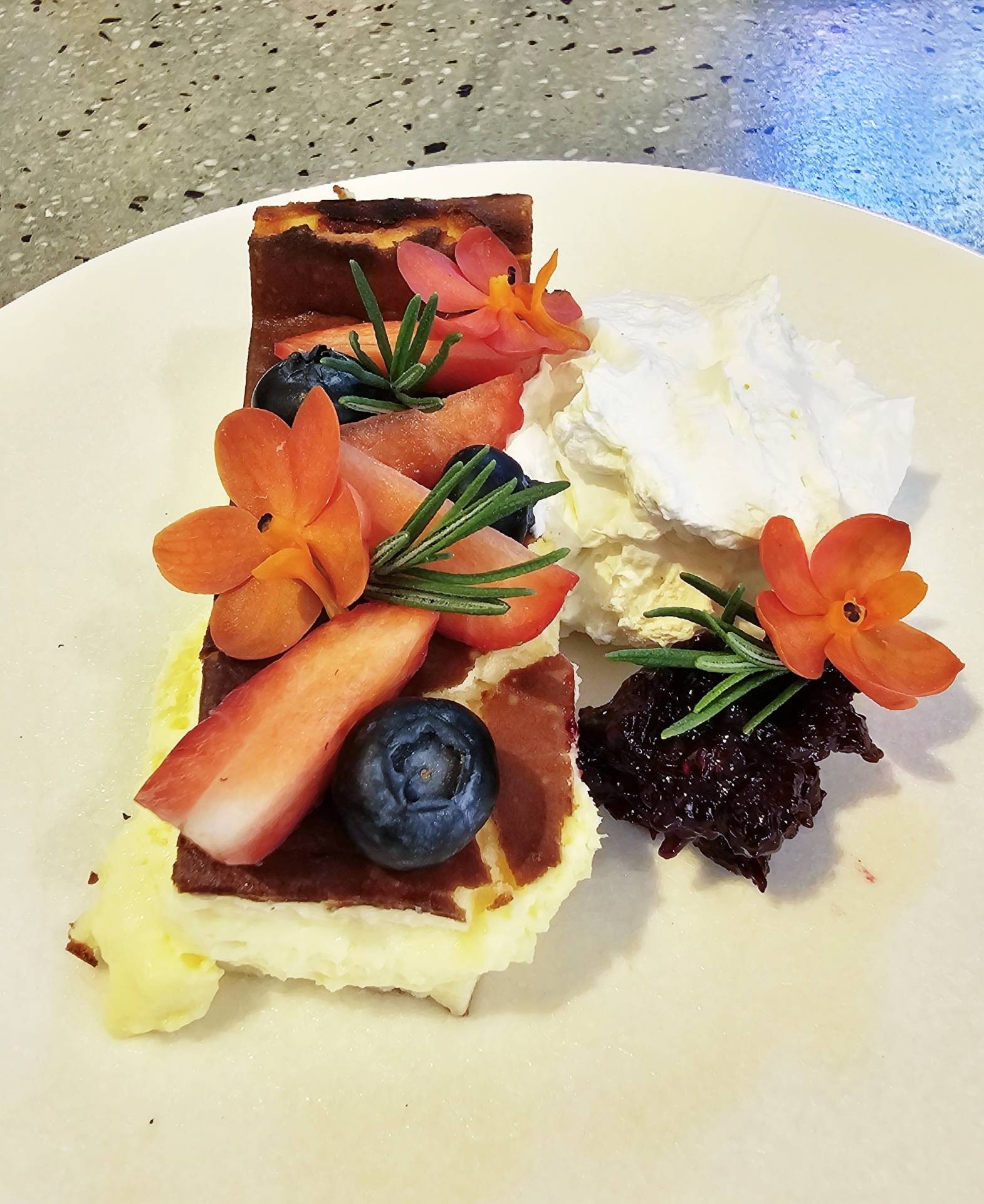 AMI Burnt Cheesecake ร้าน AMI Brunch & Bubbles