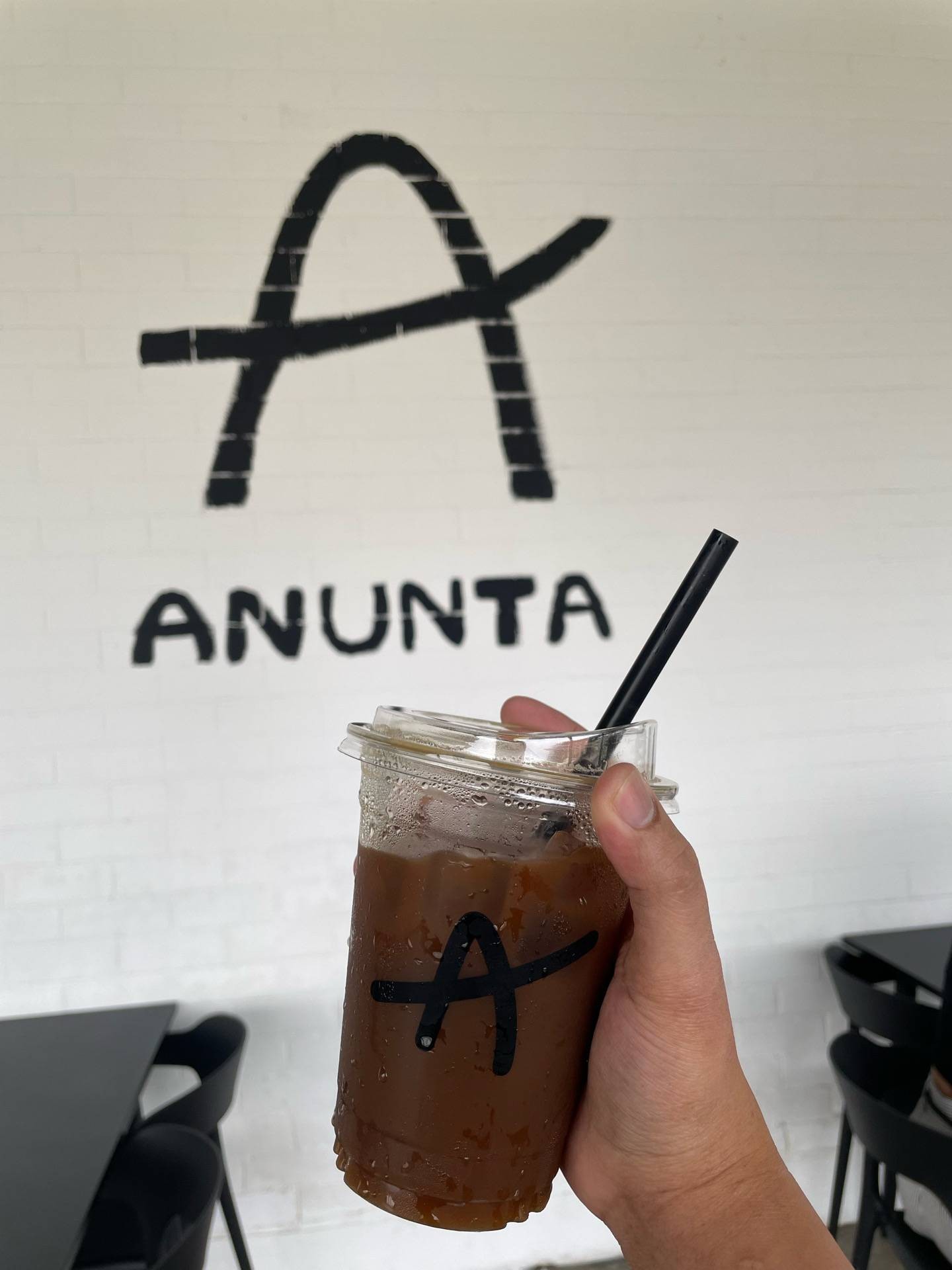 รีวิว ANUNTA CAFE & BISTRO - - เครื่องดื่มรสชาติดี บรรยากาศน่านั่ง